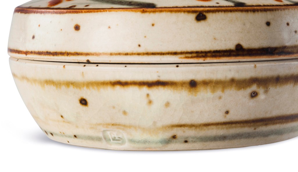 DAVID LEACH (1911 - 2005)THE LOWERDOWN POTTERY (20TH CENTURY)THE LEACH ...