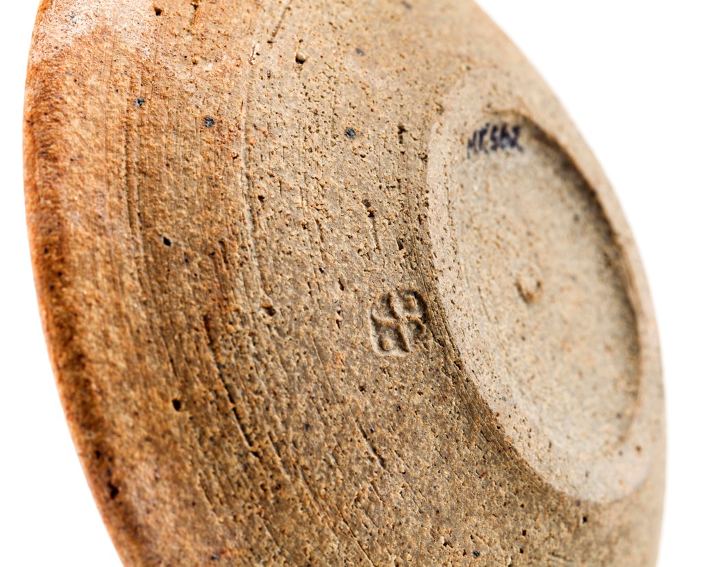 DAVID LEACH (1911 - 2005)THE LOWERDOWN POTTERY (20TH CENTURY)THE LEACH ...