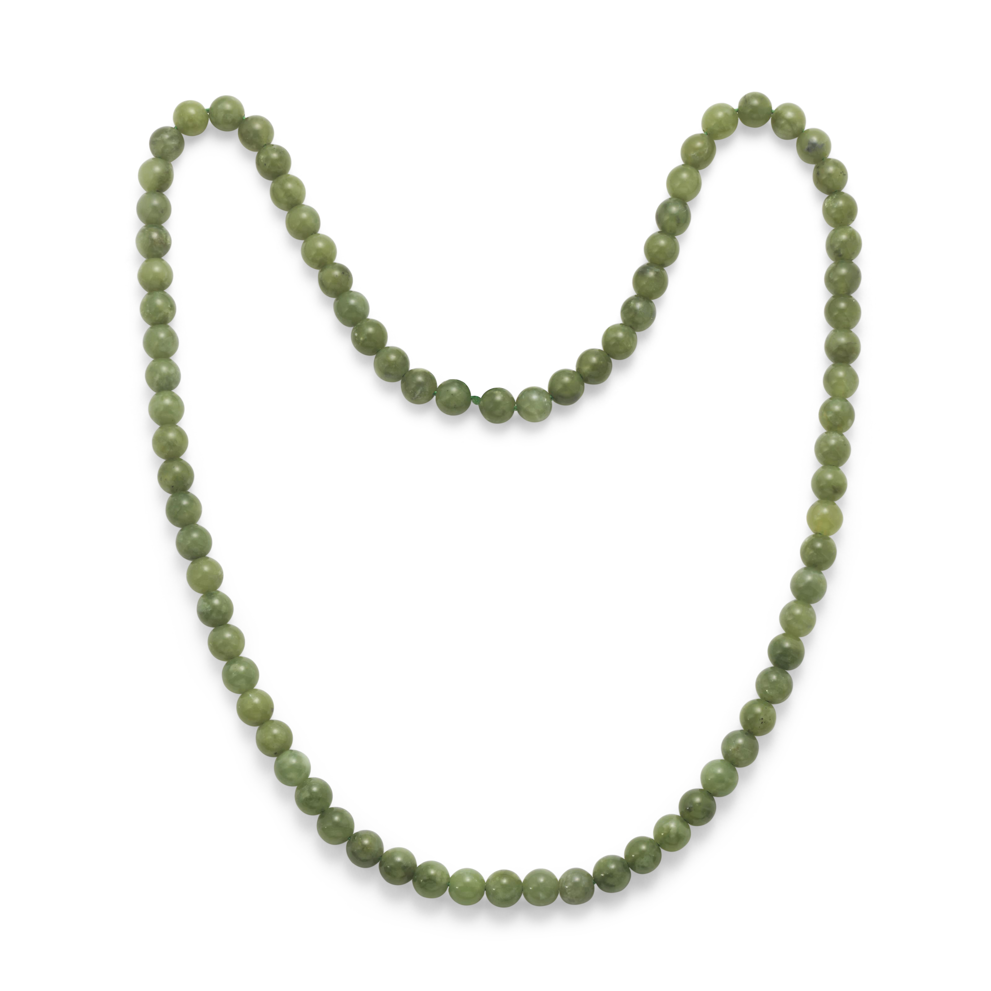 A STRING OF JADE BEADS, 20TH CENTURY | Christie’s