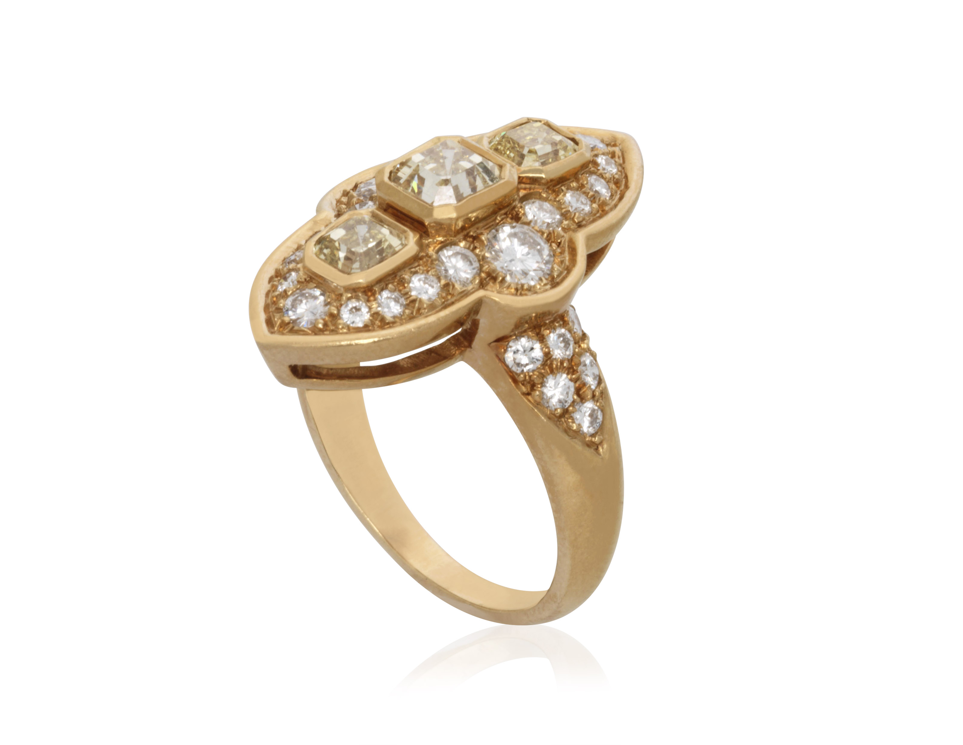 VAN CLEEF & ARPELS COLORED DIAMOND AND DIAMOND RING, | Christie’s