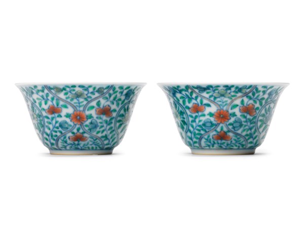 A FINE PAIR OF DOUCAI ‘FLORAL’ CUPS, QING DYNASTY (1644-1911) | Christie’s