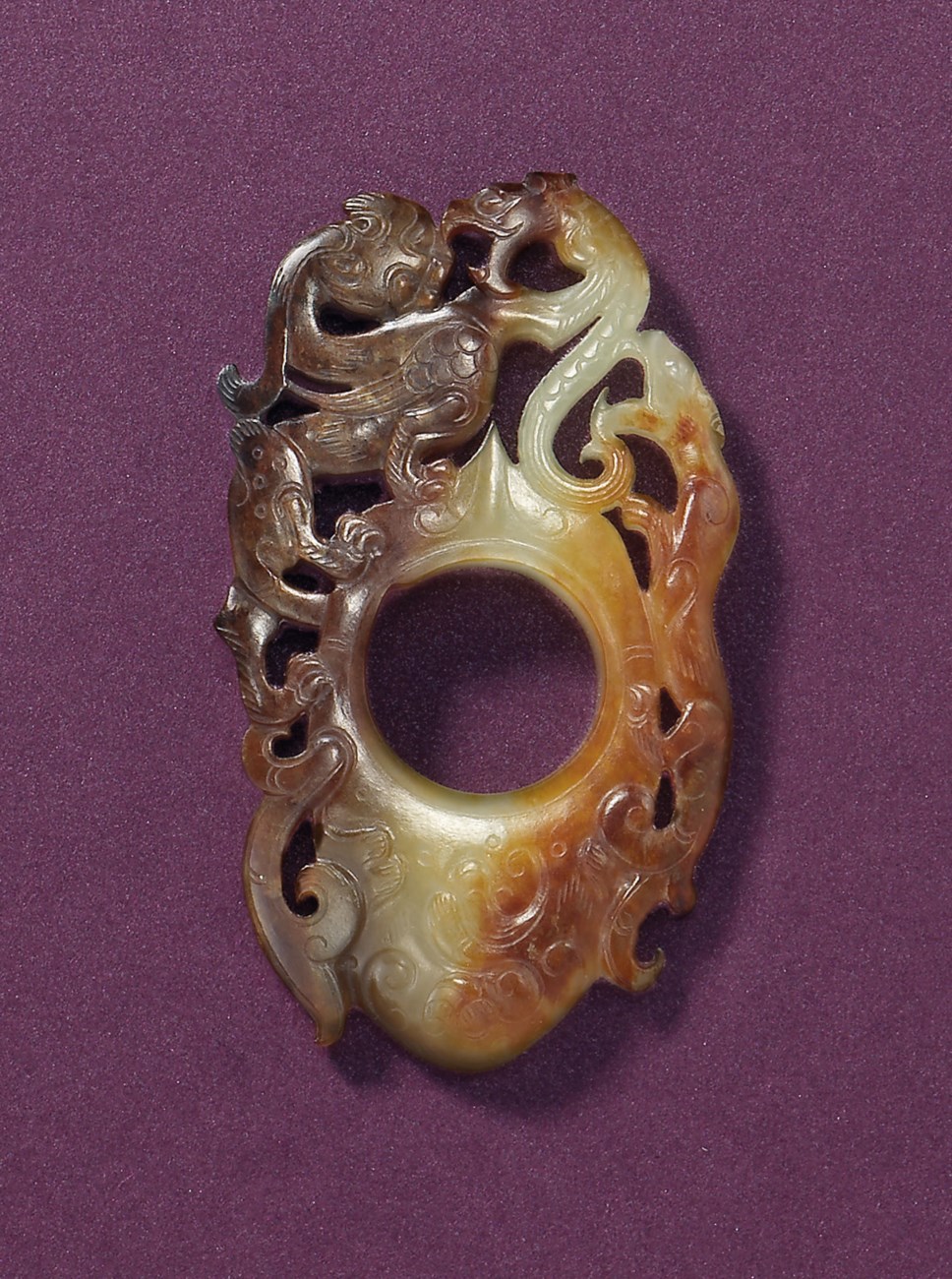 A JADE 'MYTHICAL BEASTS' PLECTRUM-SHAPED PENDANT, SONG DYNASTY (960 ...
