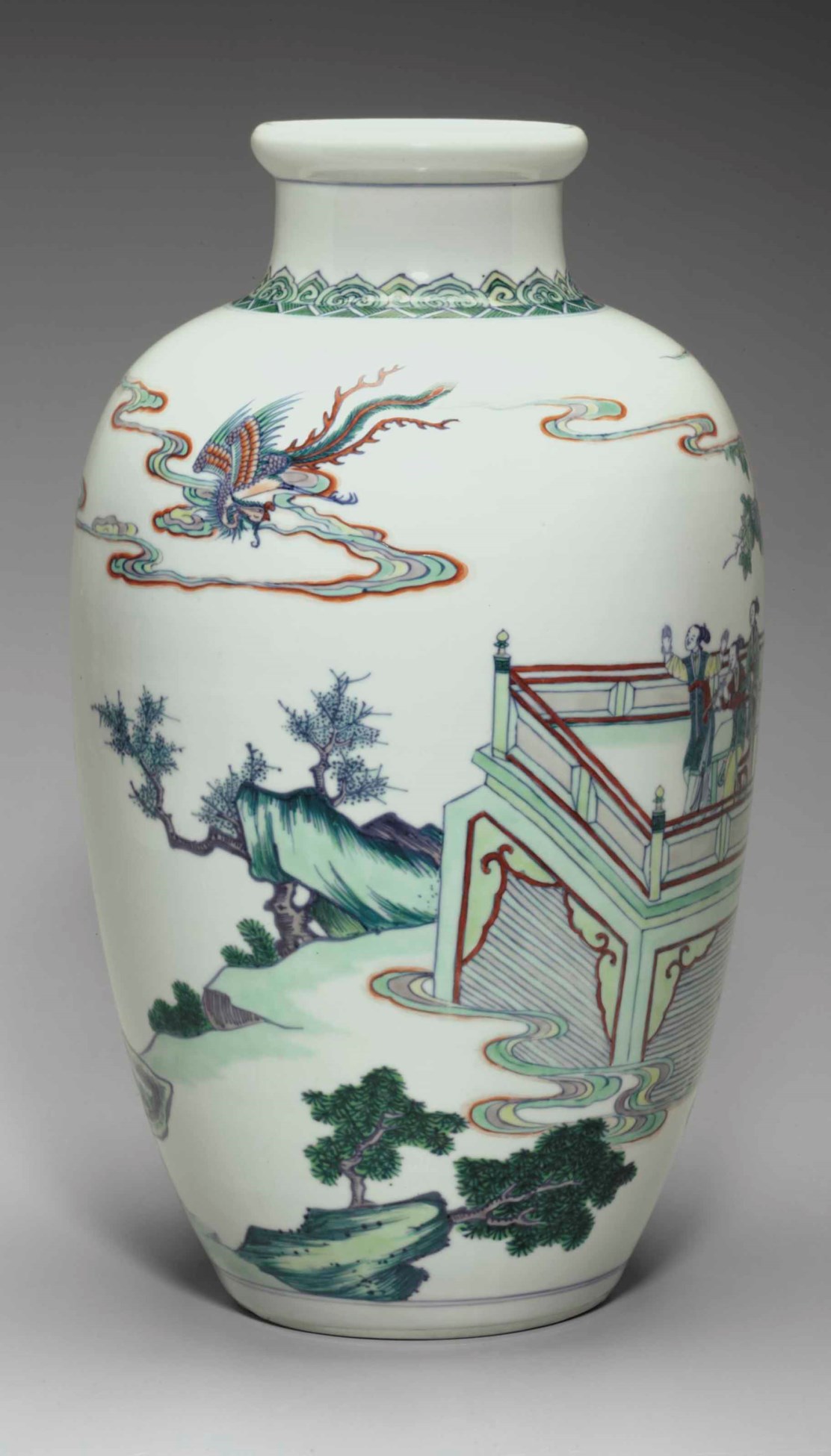 A LARGE DOUCAI VASE, KANGXI-YONGZHENG PERIOD (1662-1735) | Christie's