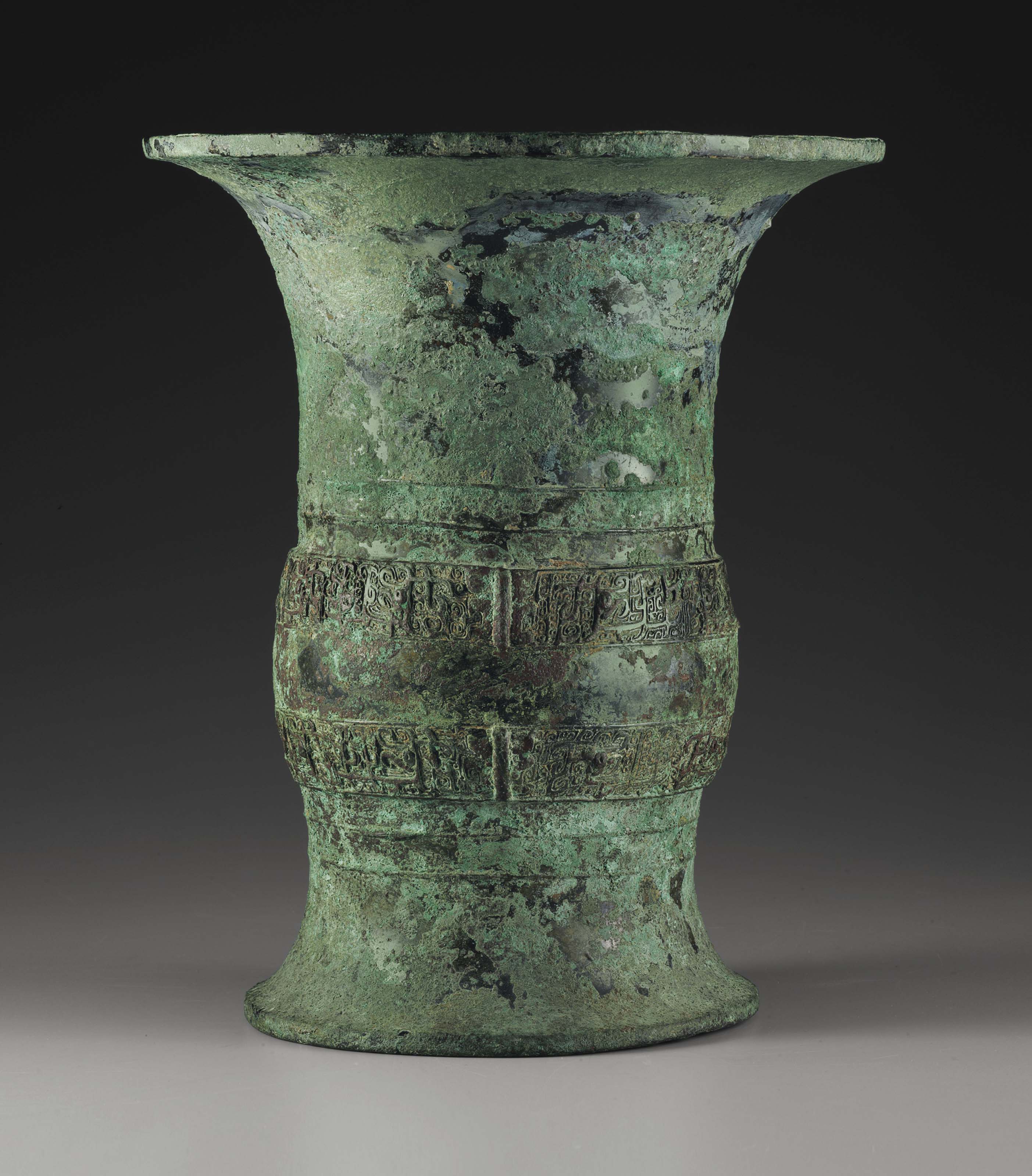 Zhou Dynasty Bronze Wine Vessel