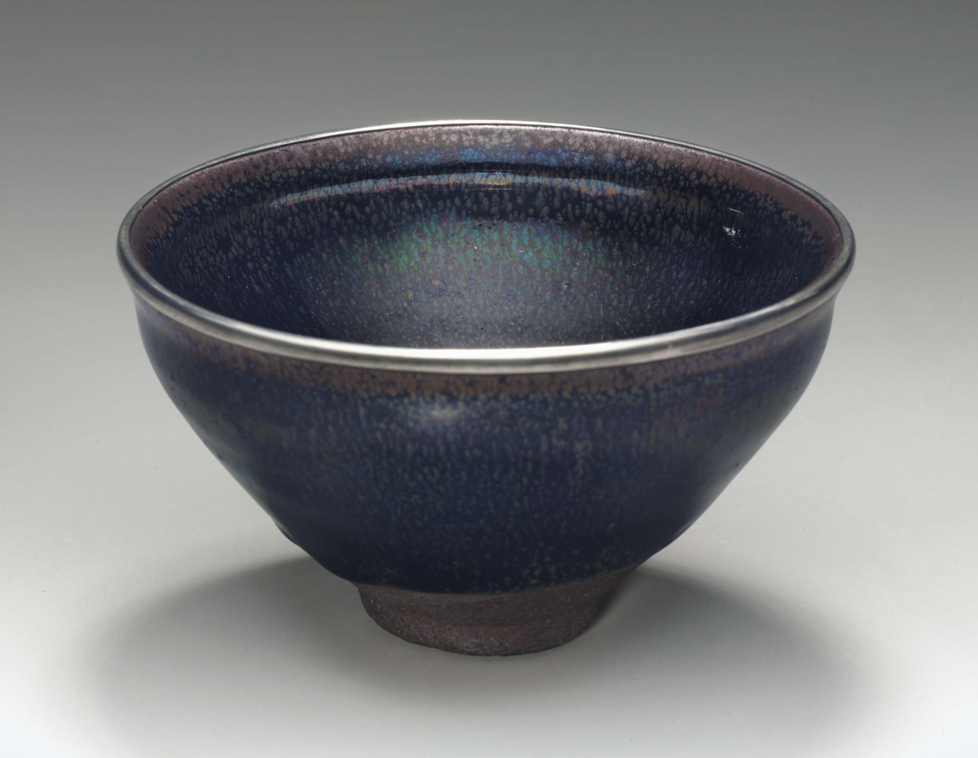 A RARE YUTEKI TENMOKU ‘OIL SPOT’ JIAN TEA BOWL