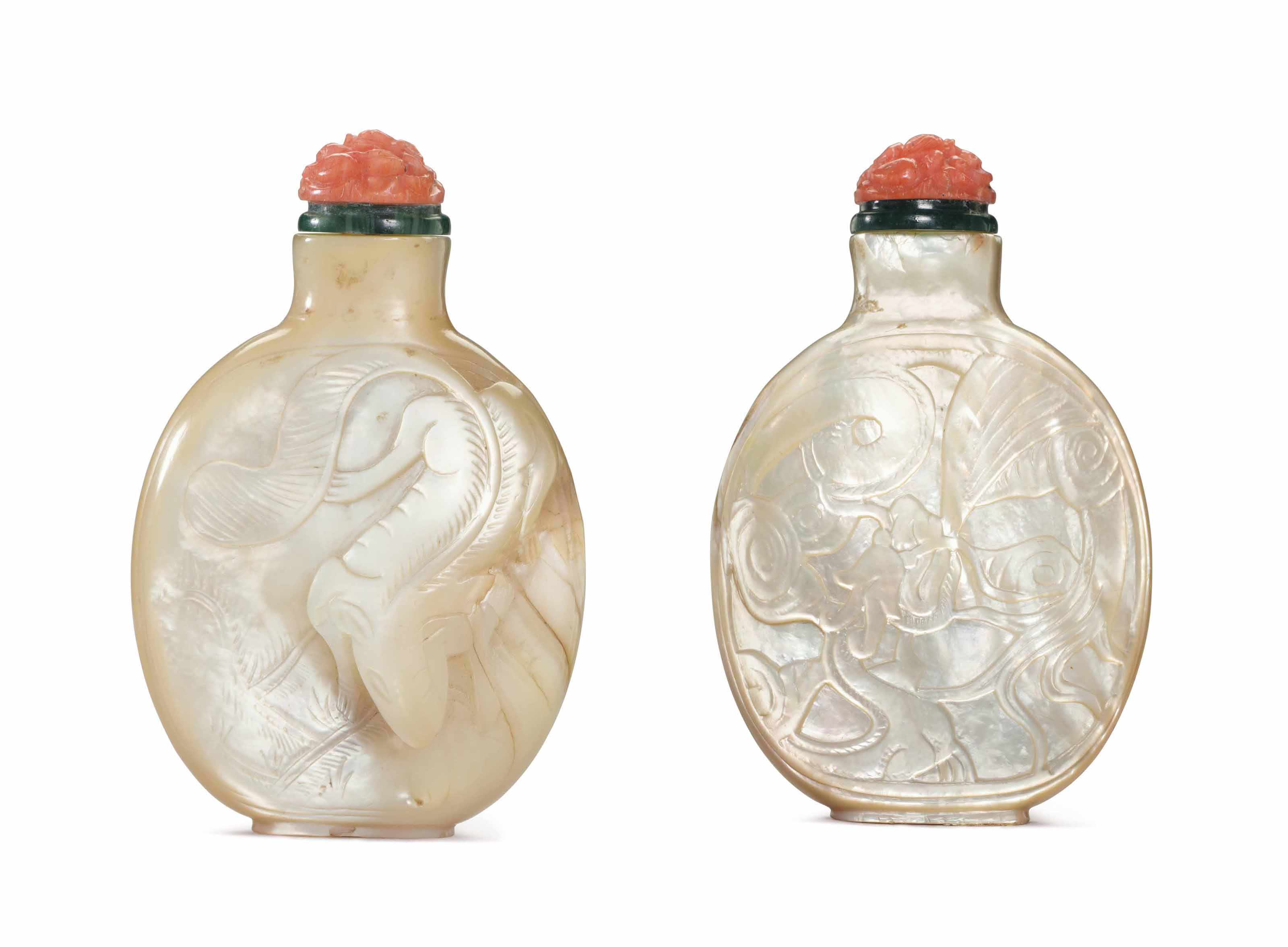 A LAC BURGAUTÉ SNUFF BOTTLE, 1820-1900 | Christie's