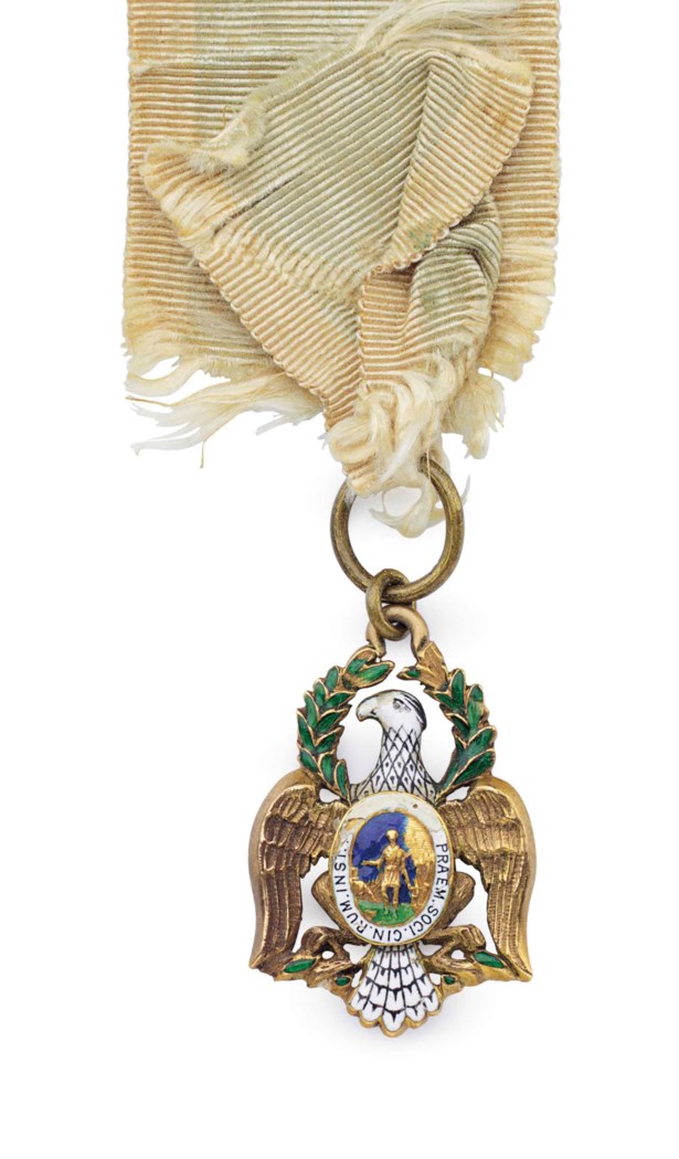A GOLD AND ENAMEL EAGLE-FORM SOCIETY OF THE CINCINNATI MEDAL, LATE 18TH ...