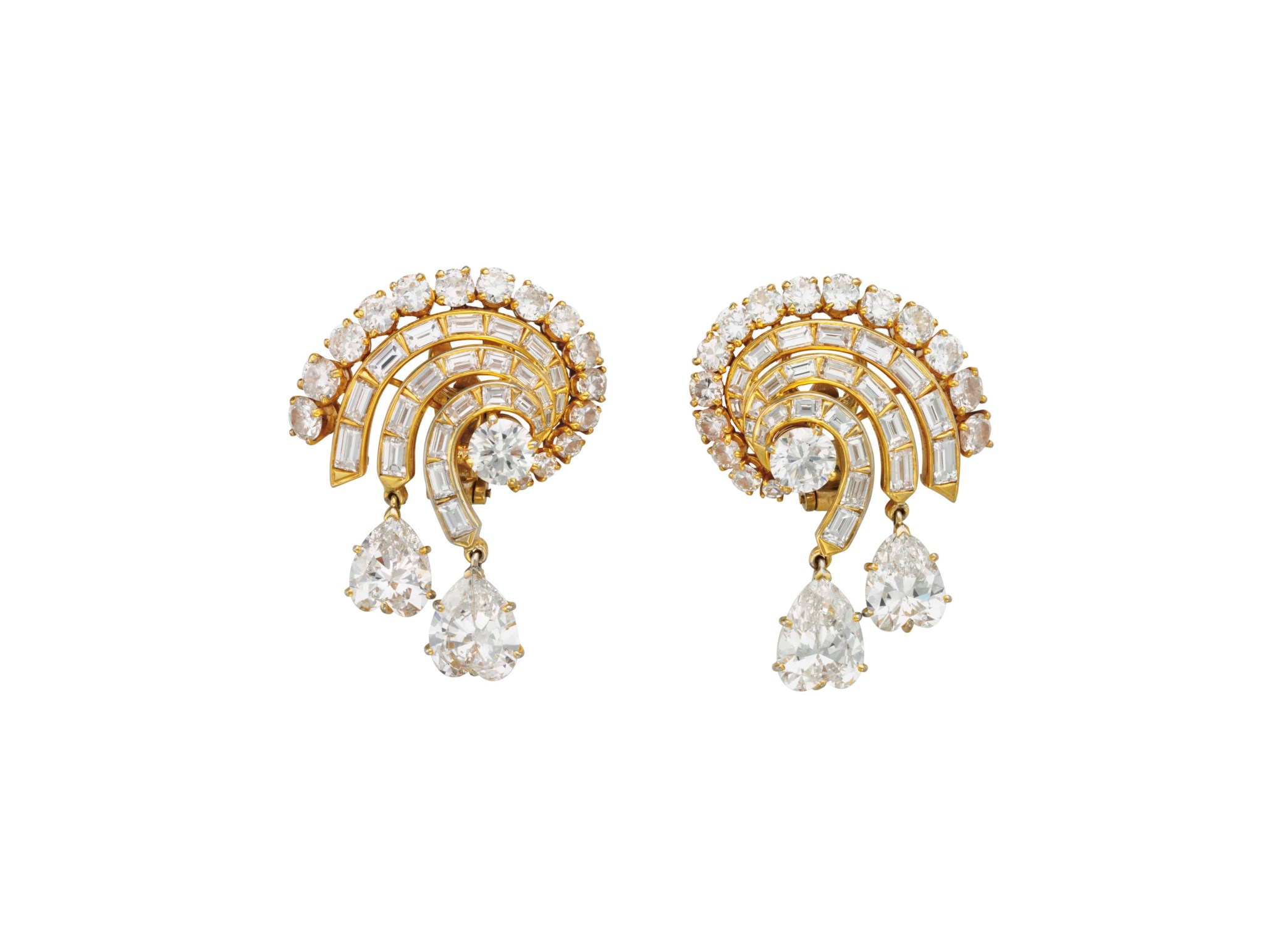 A PAIR OF DIAMOND EAR CLIPS, BY VAN CLEEF & ARPELS | Christie's