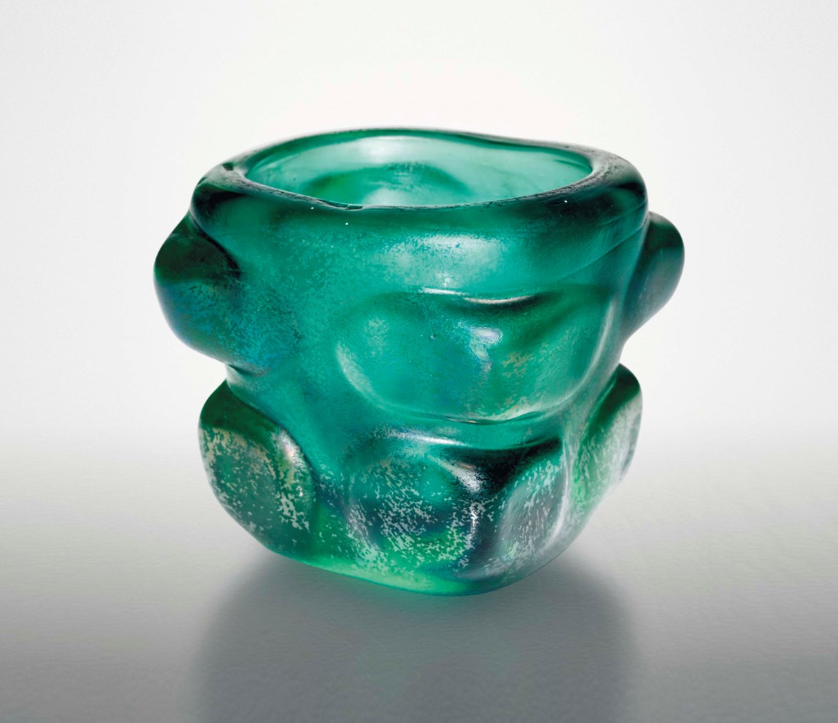 CARLO SCARPA (1906-1978), A RARE 'CORROSO' VASE, CIRCA 1936 | Christie's
