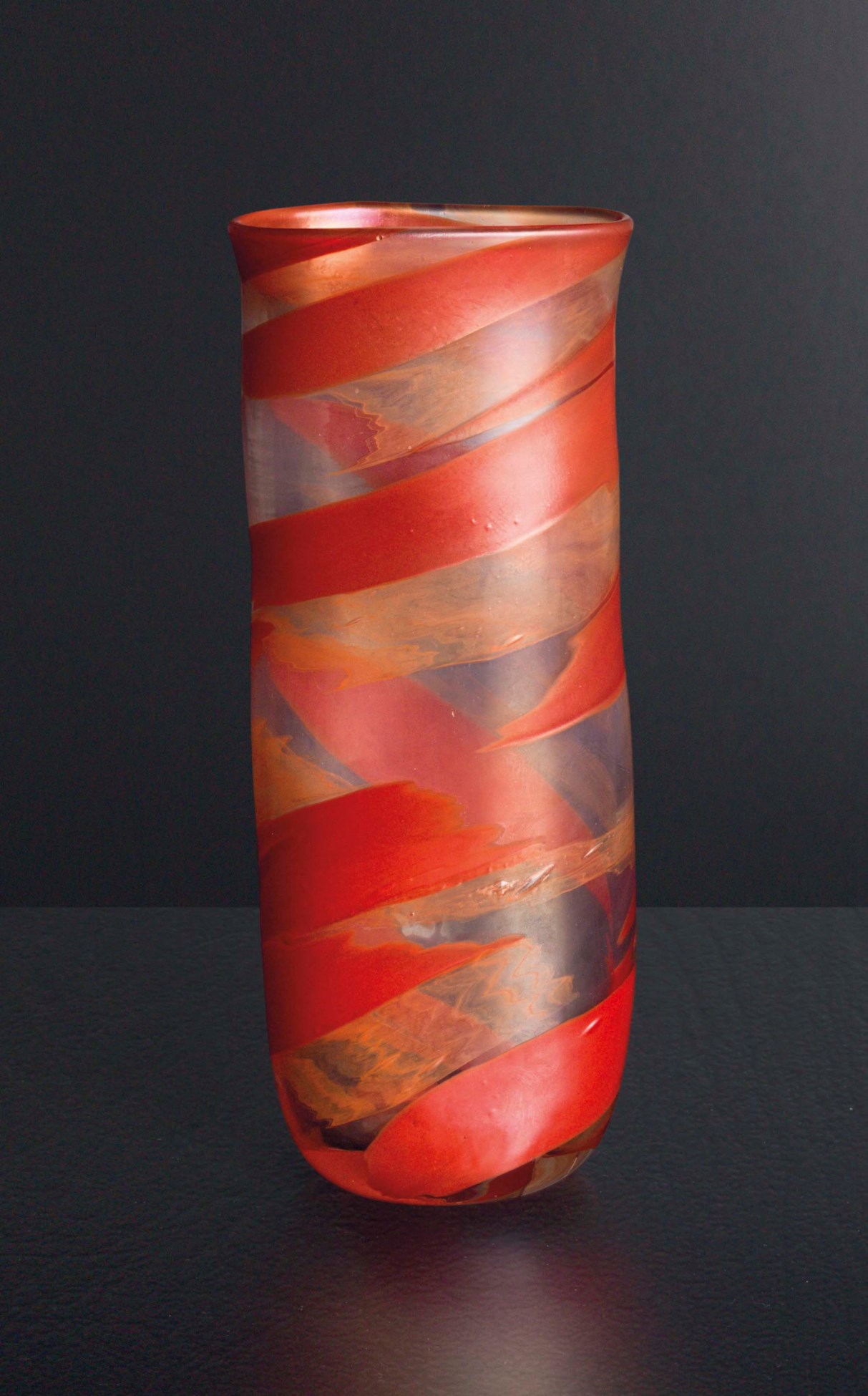 CARLO SCARPA (1906-1978), A RARE AND EXPERIMENTAL 'PENNELLATE' VASE ...