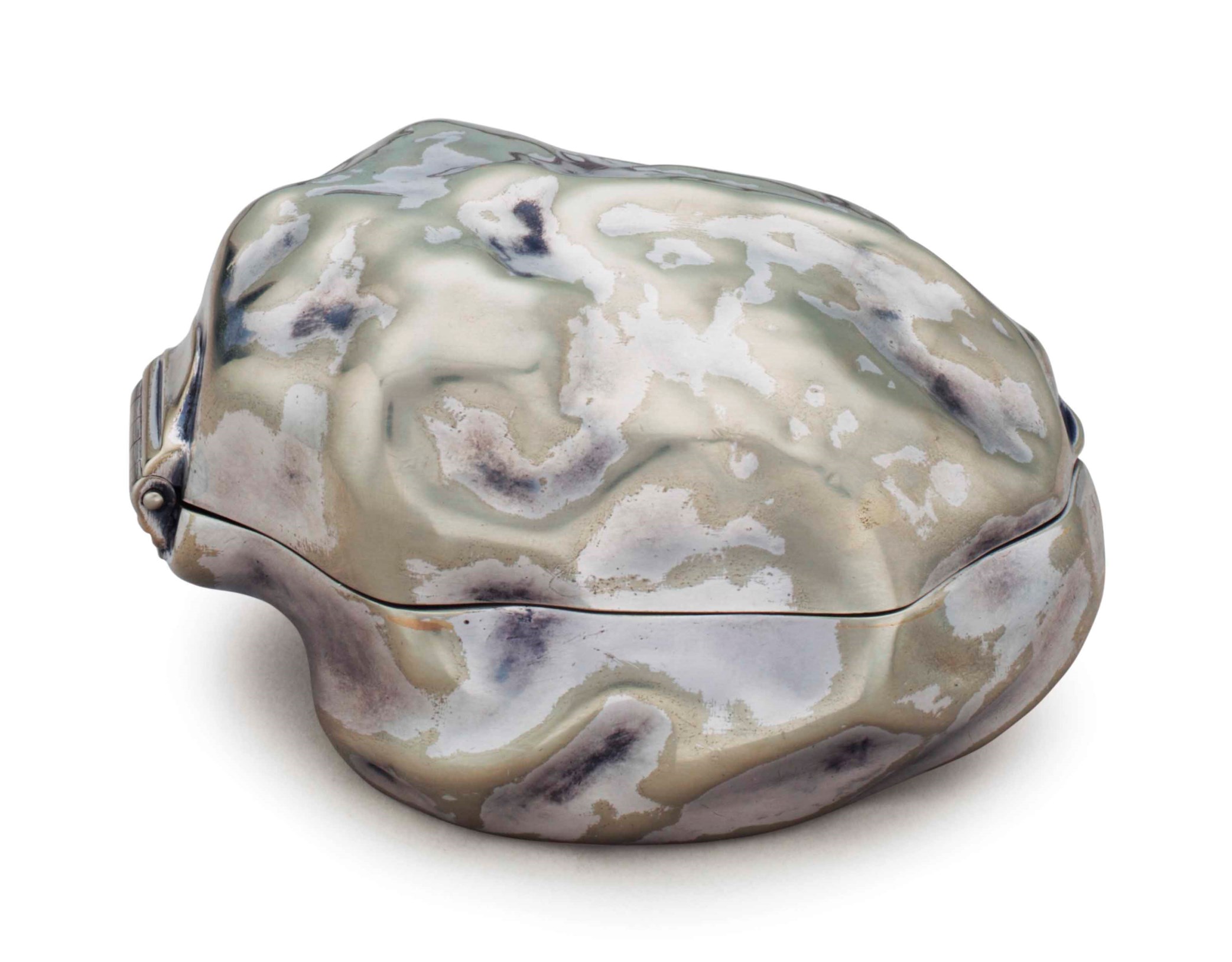 A VICTORIAN ELECTRO-PLATE SNUFF BOX MODELED AS A ROYAL BENGAL TIGER'S ...