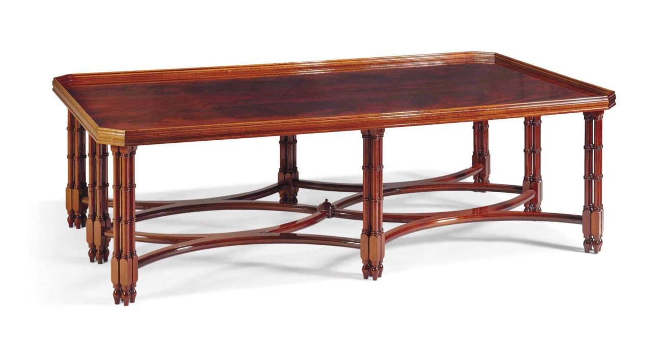 TABLE BASSE MODERNE | Christie's