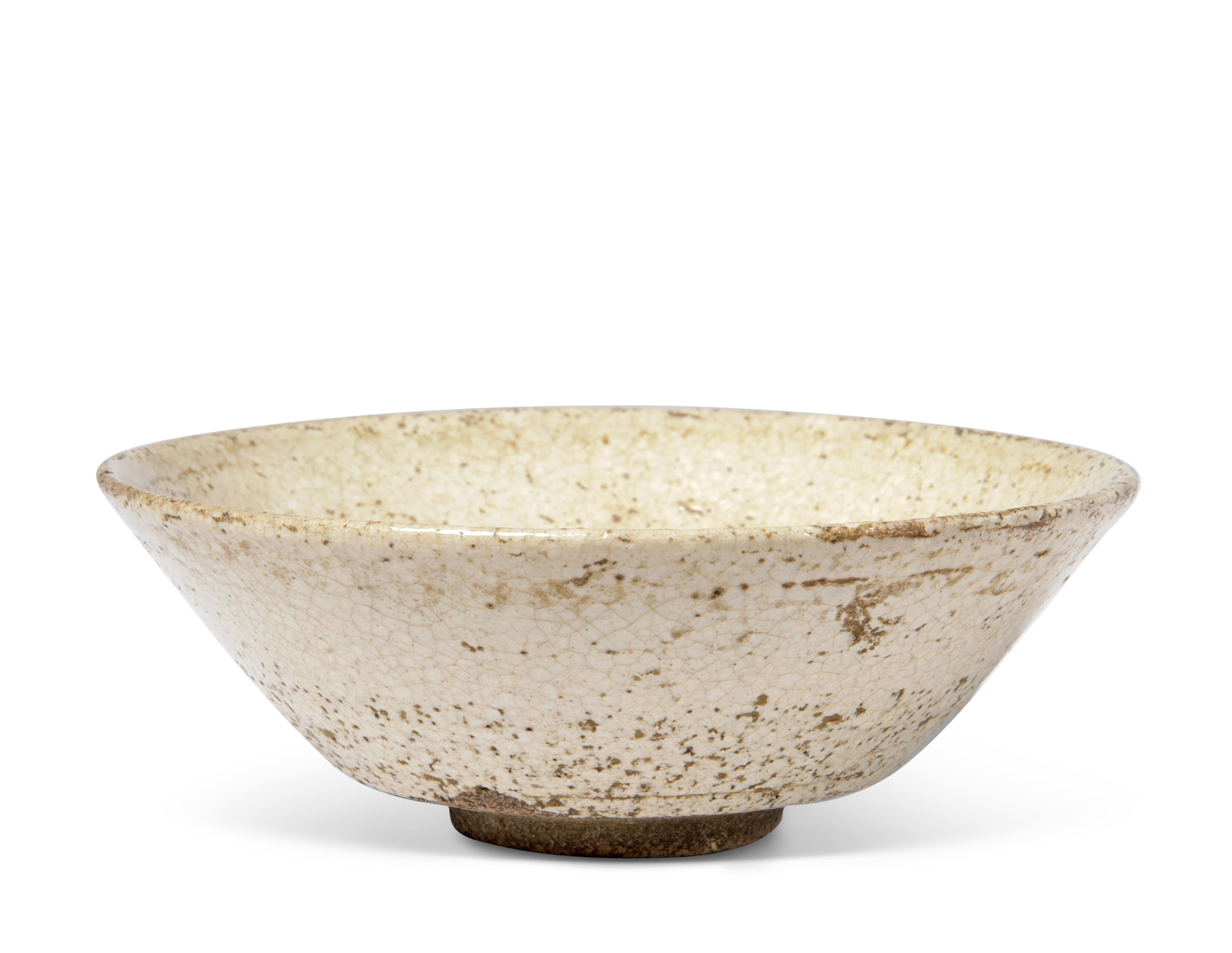 A HAGI SUMMER TEA BOWL (CHAWAN), EDO PERIOD (18TH-19TH CENTURY ...