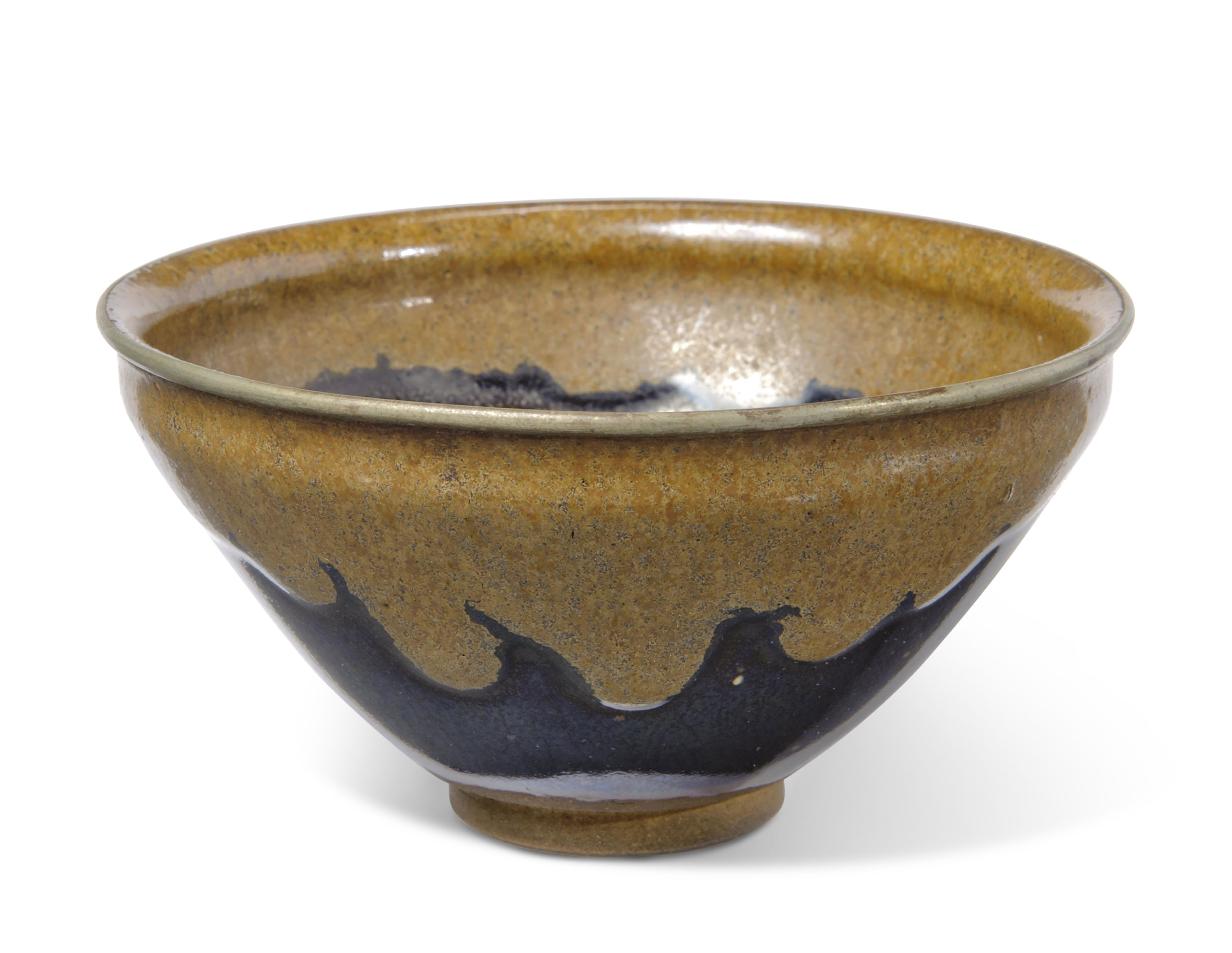 A SETO TEABOWL (CHAWAN), EDO PERIOD (18TH CENTURY) | Christie’s