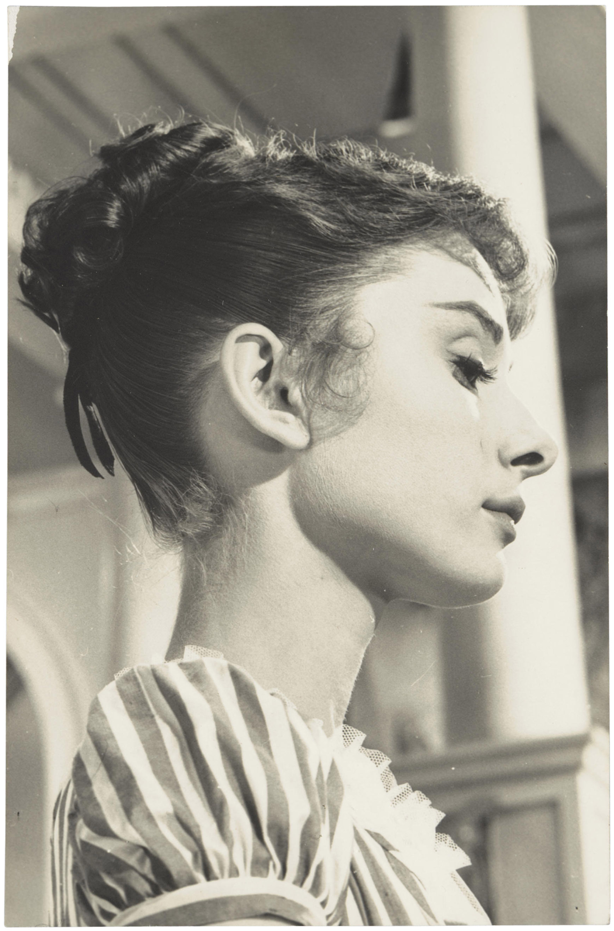 War And Peace 1956 35 Gelatin Silver Production Wardrobe Stills Audrey Hepburn On The Set Of