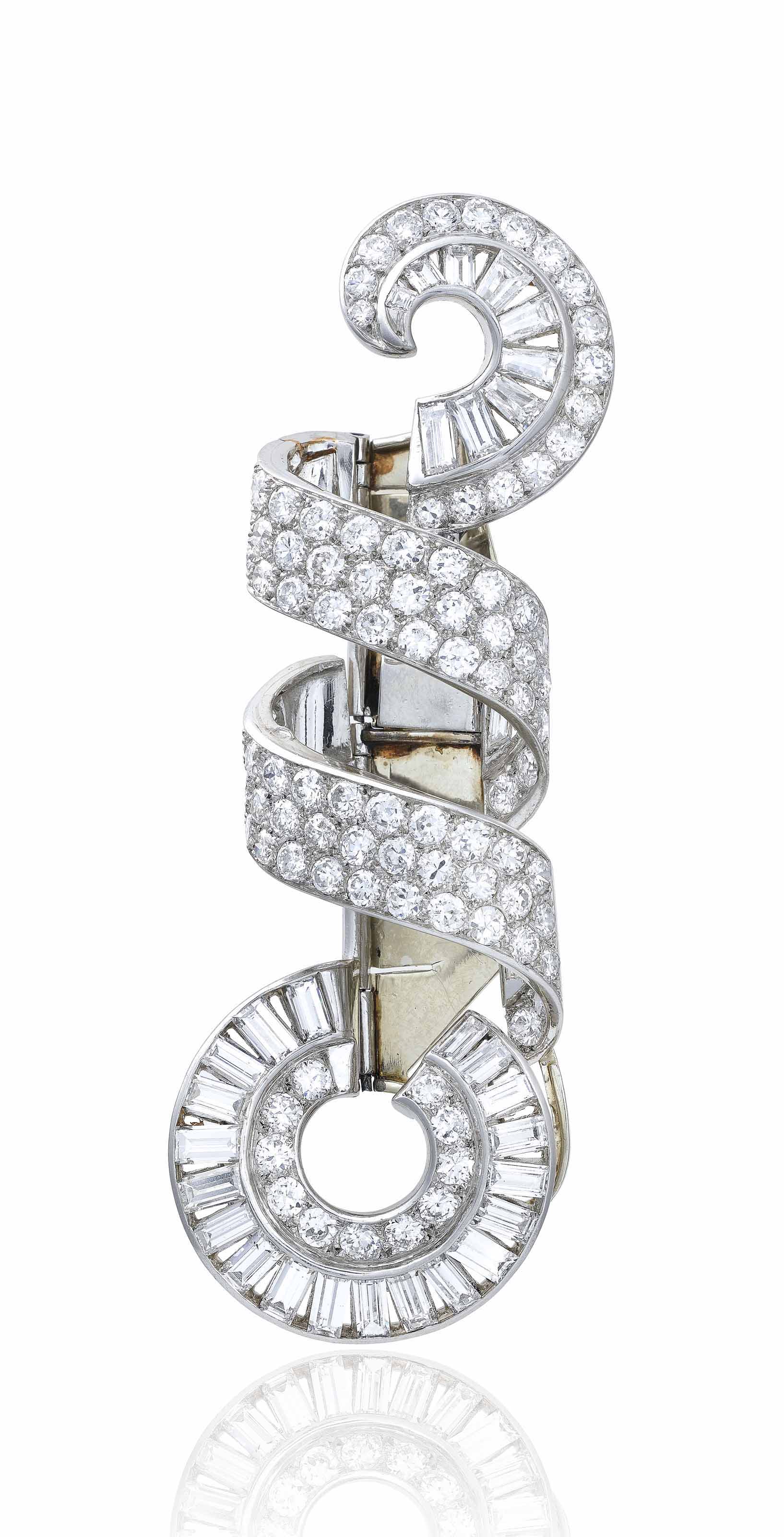 PADPARADSCHA SAPPHIRE AND COLOURED DIAMOND RING | Christie's
