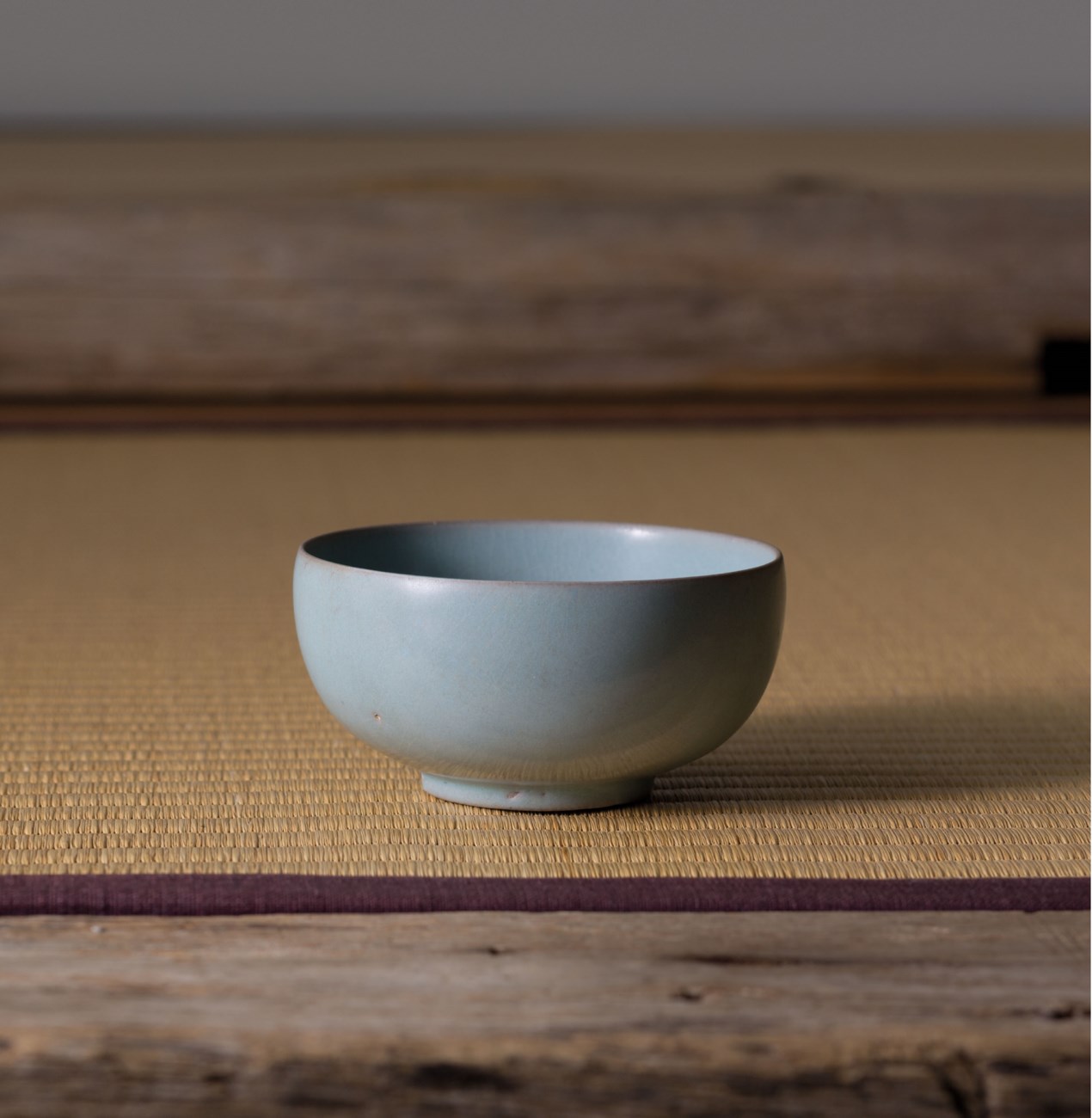 AN IMPORTANT AND EXTREMELY RARE RU ‘SKY-BLUE’ TEA BOWL, NORTHERN SONG ...