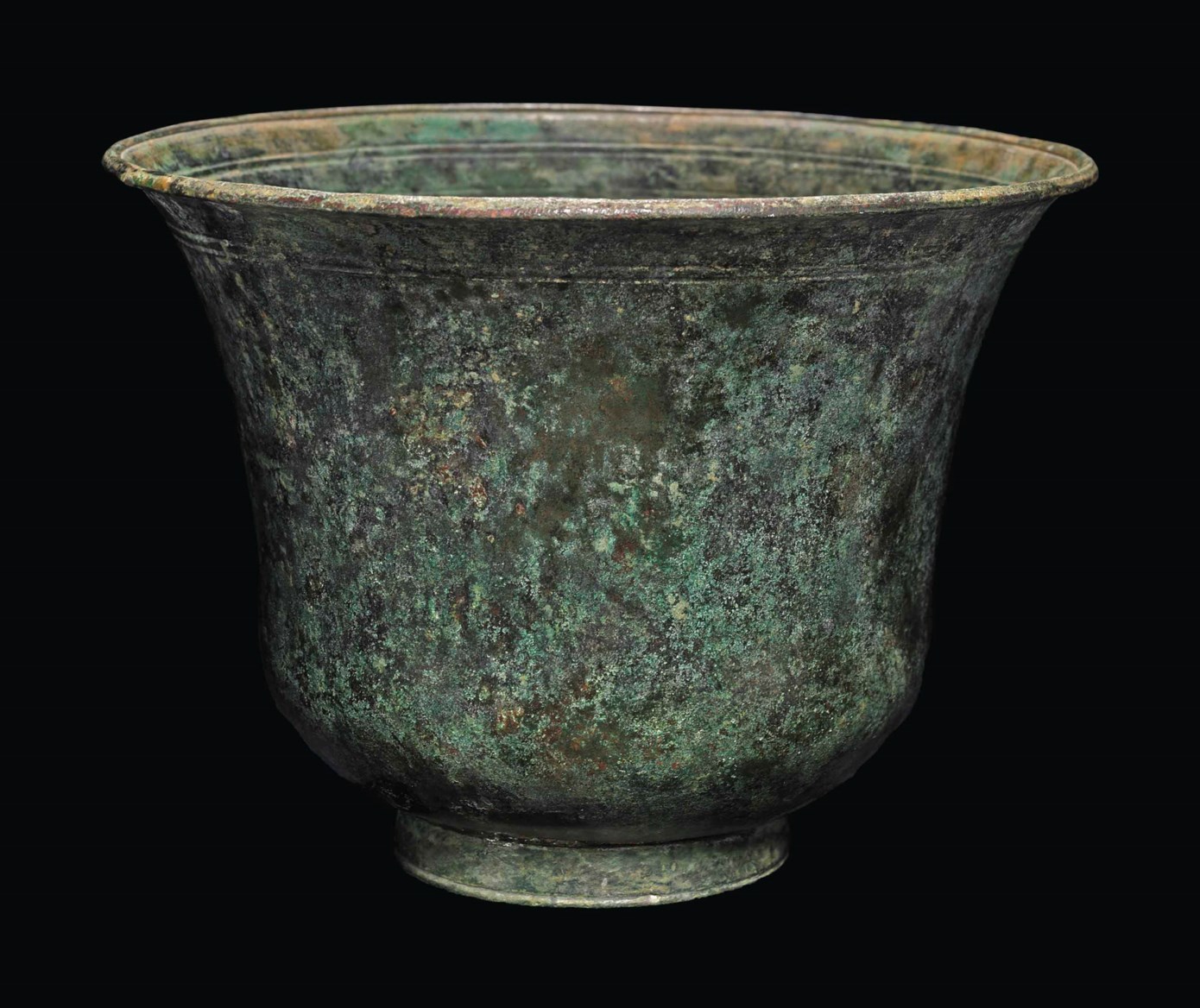 A ROMAN BRONZE CUP, CIRCA 1ST CENTURY B.C. | Christie's