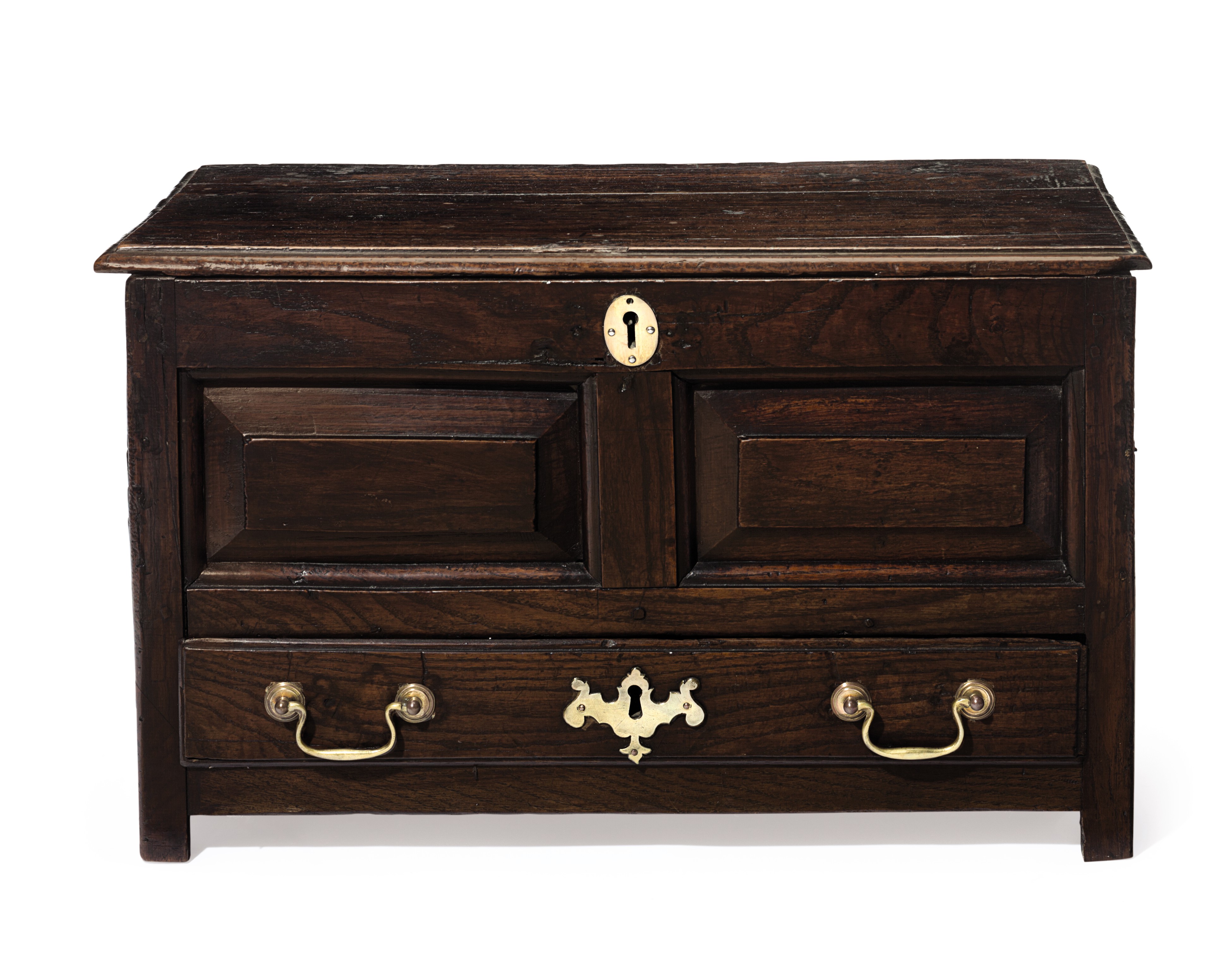 A SMALL GEORGE II OAK COFFER BACH, PROBABLY WALES, MID-18TH CENTURY ...