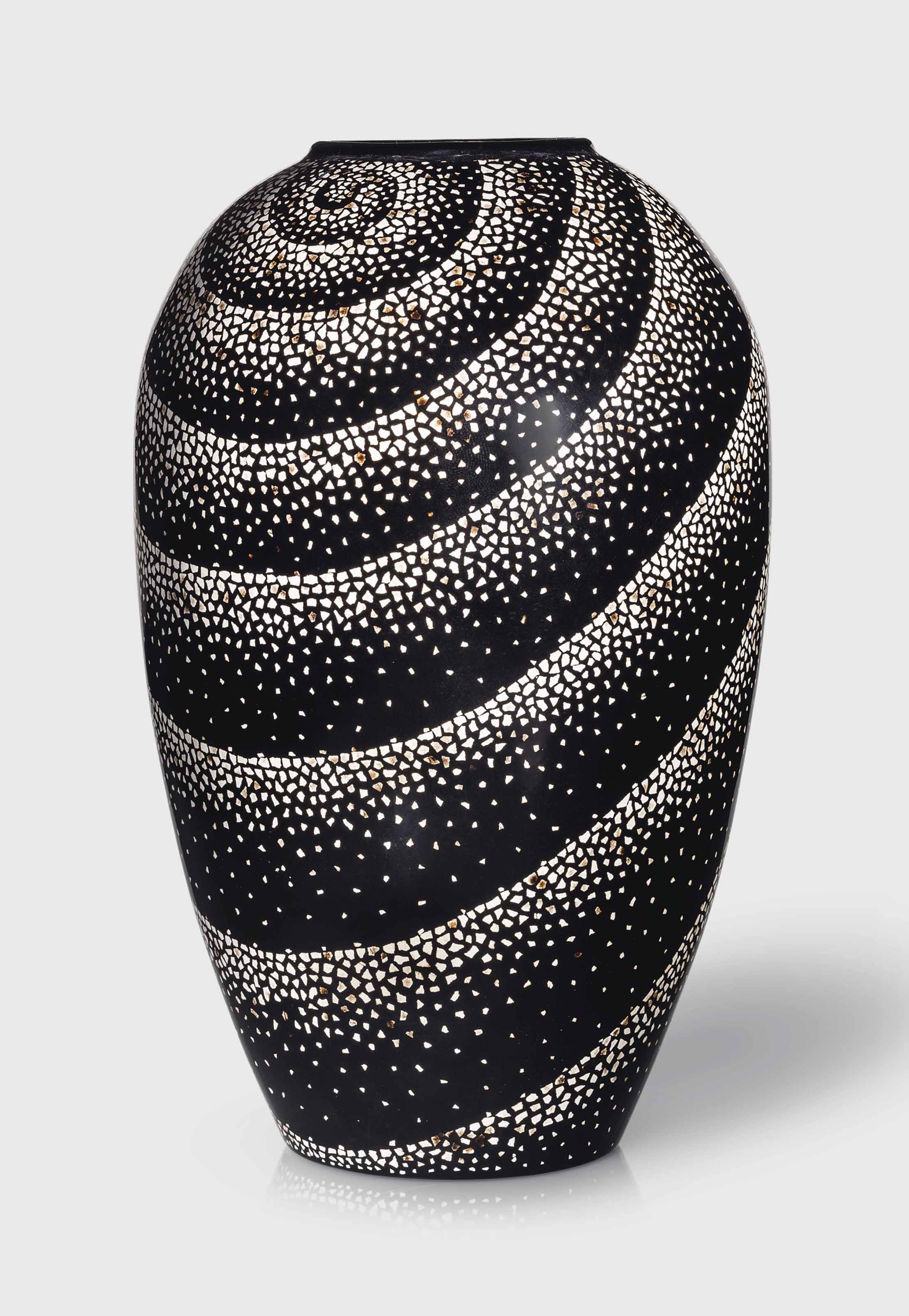 JEAN DUNAND (1877-1942) , A VASE, CIRCA 1925 | Christie's