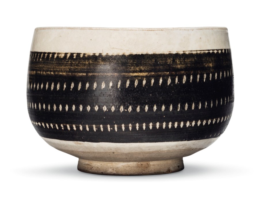A CIZHOU CUT-SLIP DEEP BOWL, NORTHERN SONG DYNASTY (960-1127) | Christie's