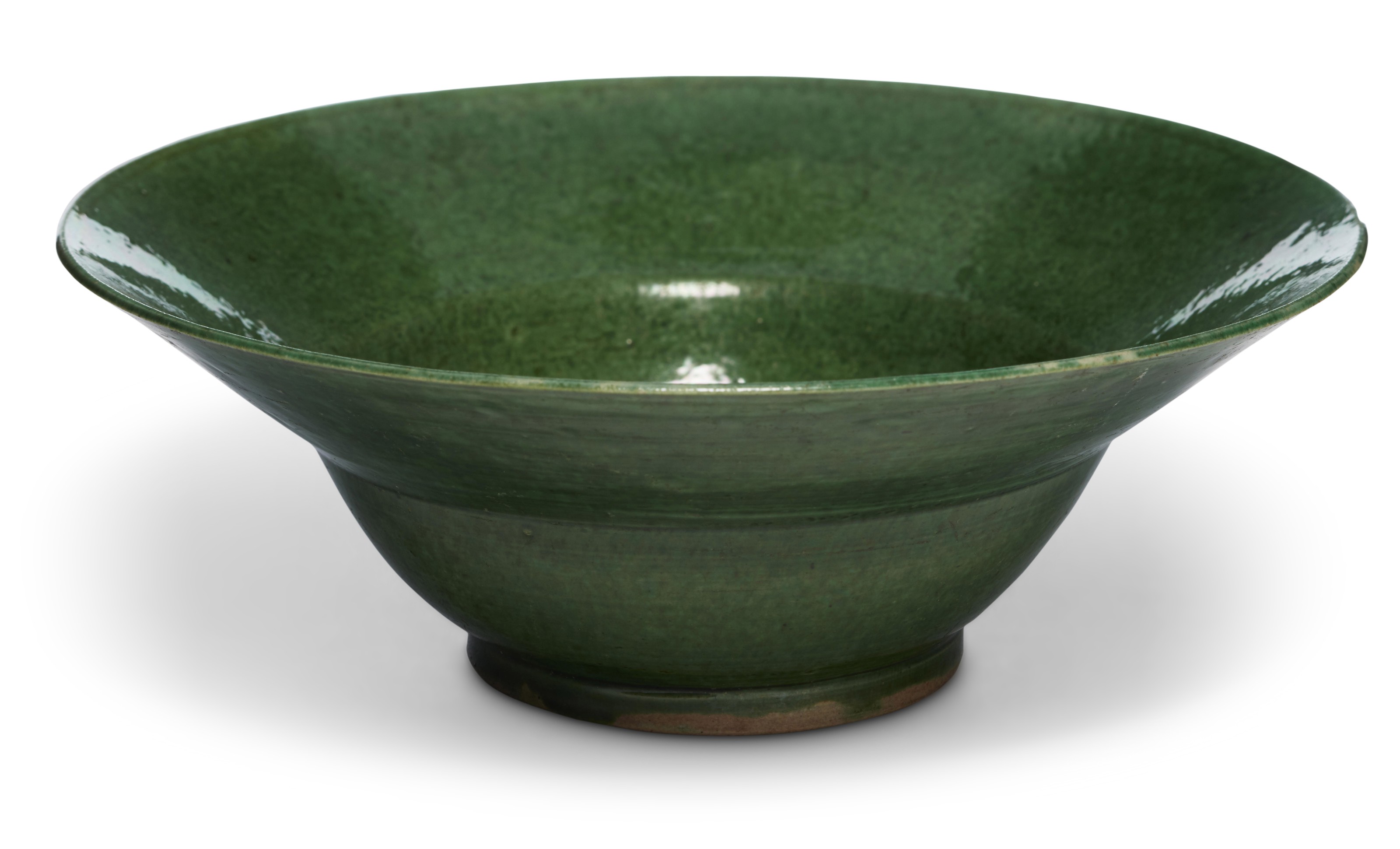 A GREEN-GLAZED FLARED BOWL, KANGXI PERIOD (1662-1722) | Christie’s