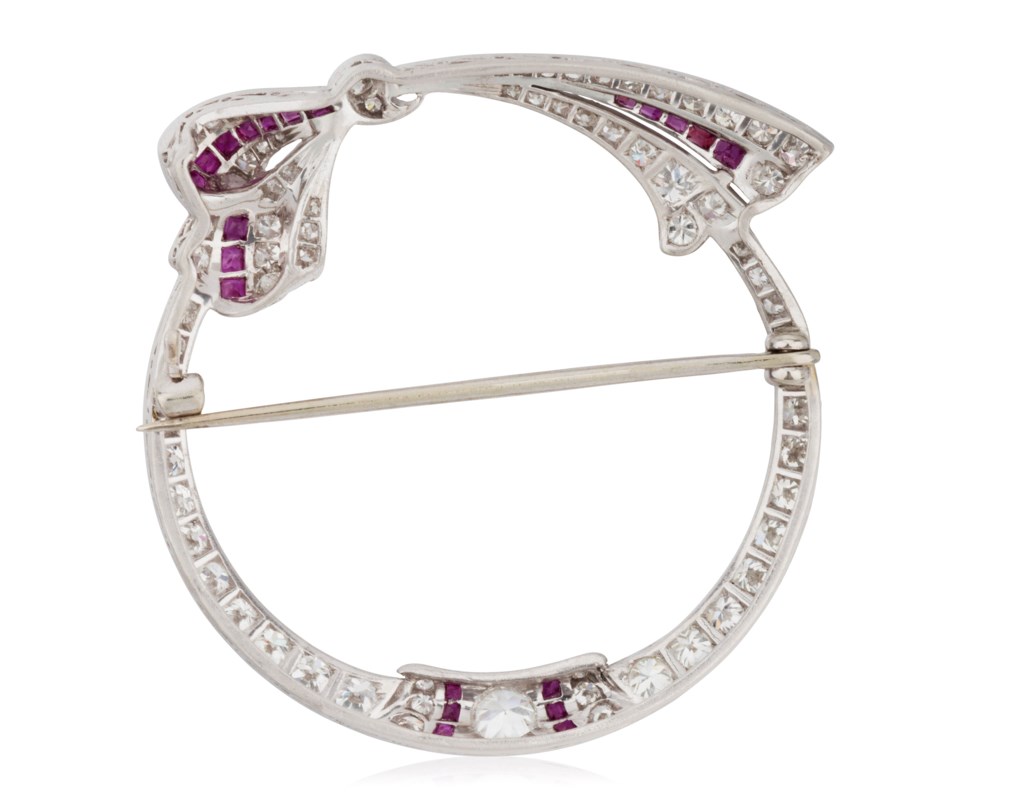 ART DECO RUBY AND DIAMOND CIRCLE BROOCH, | Christie’s