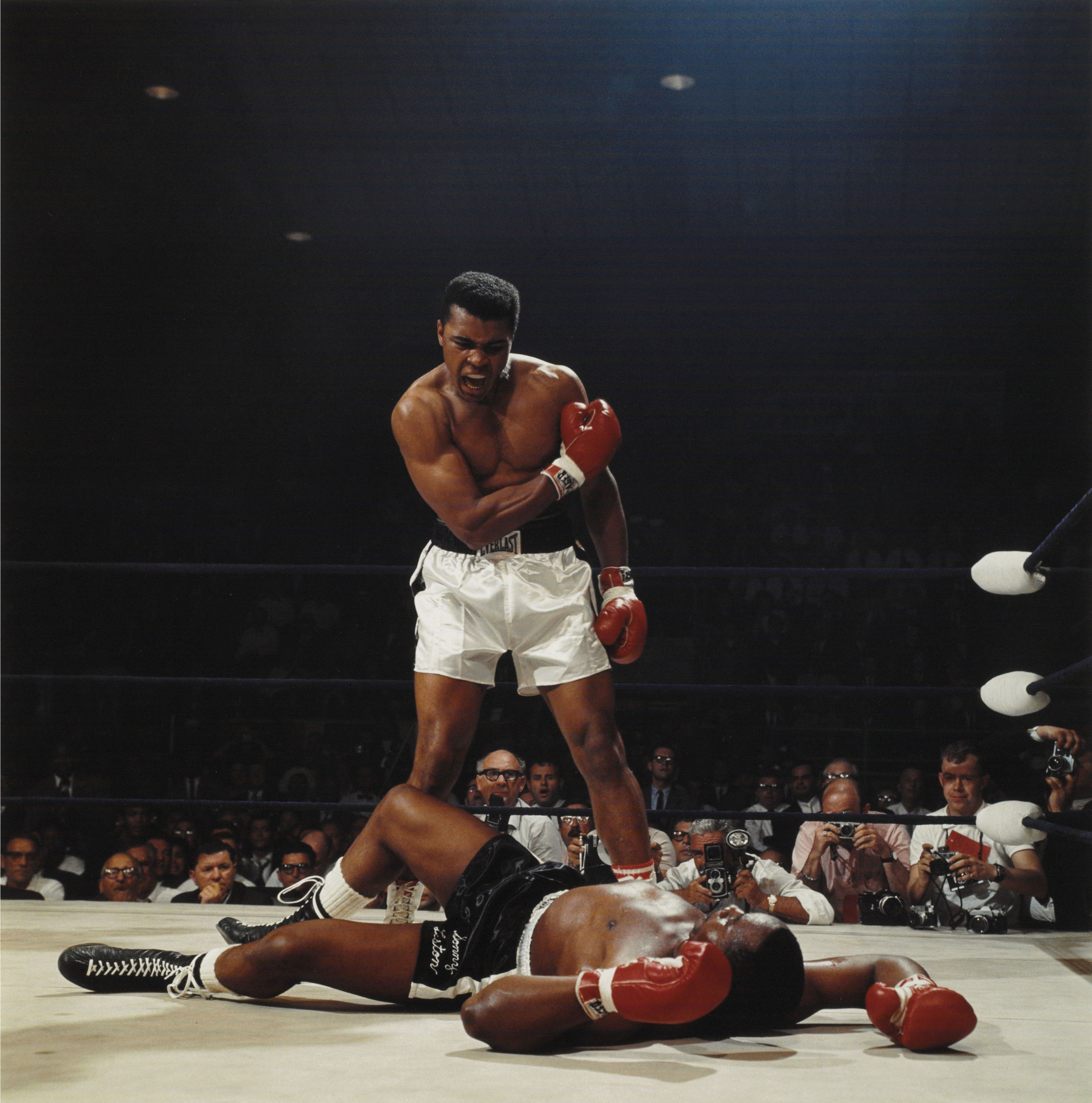 NEIL LEIFER (B. 1942) , Muhammad Ali, first round knockout of Sonny ...