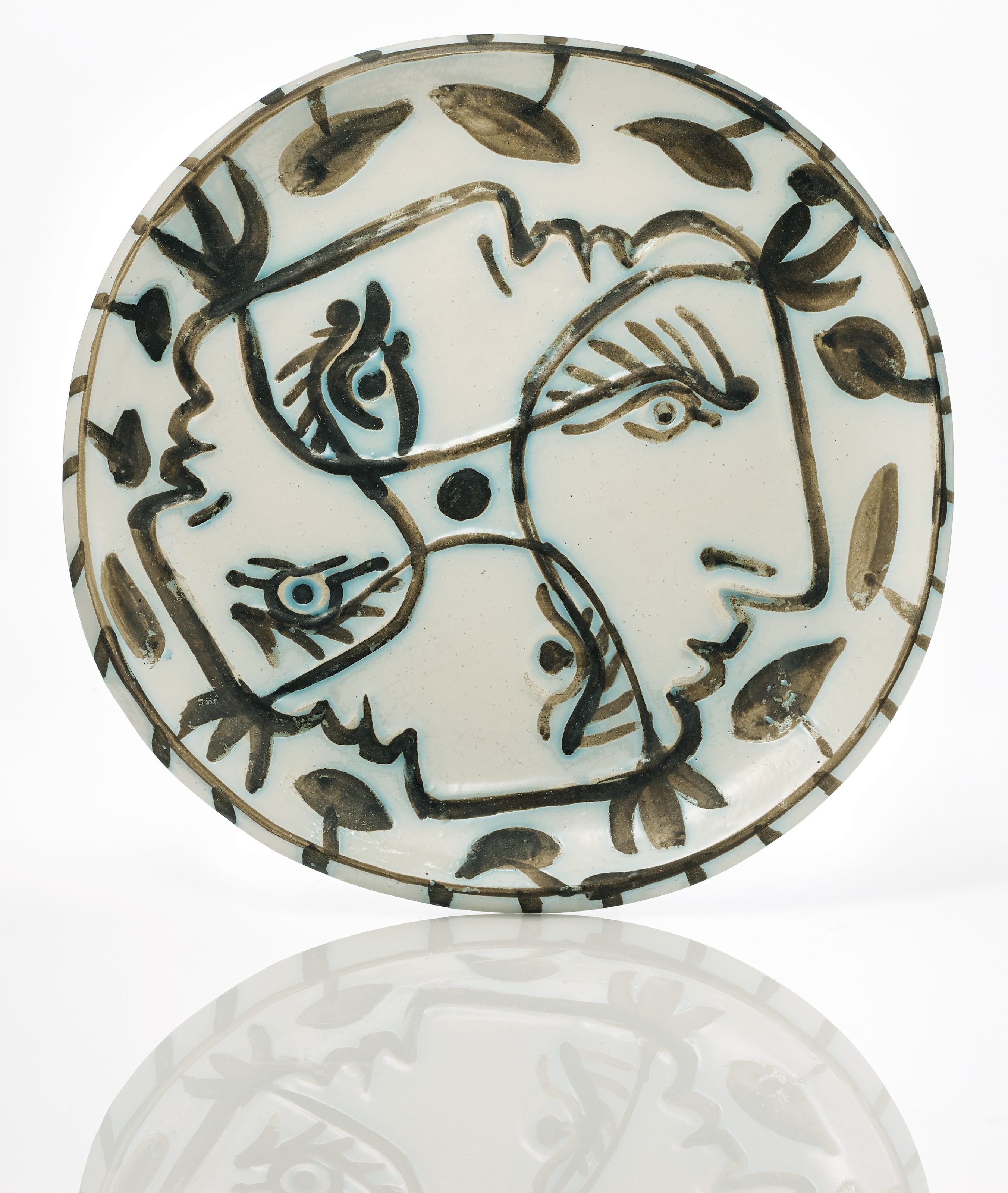 PABLO PICASSO (1881-1973), Quatre profils enlacés (A.R. 88) | Christie’s