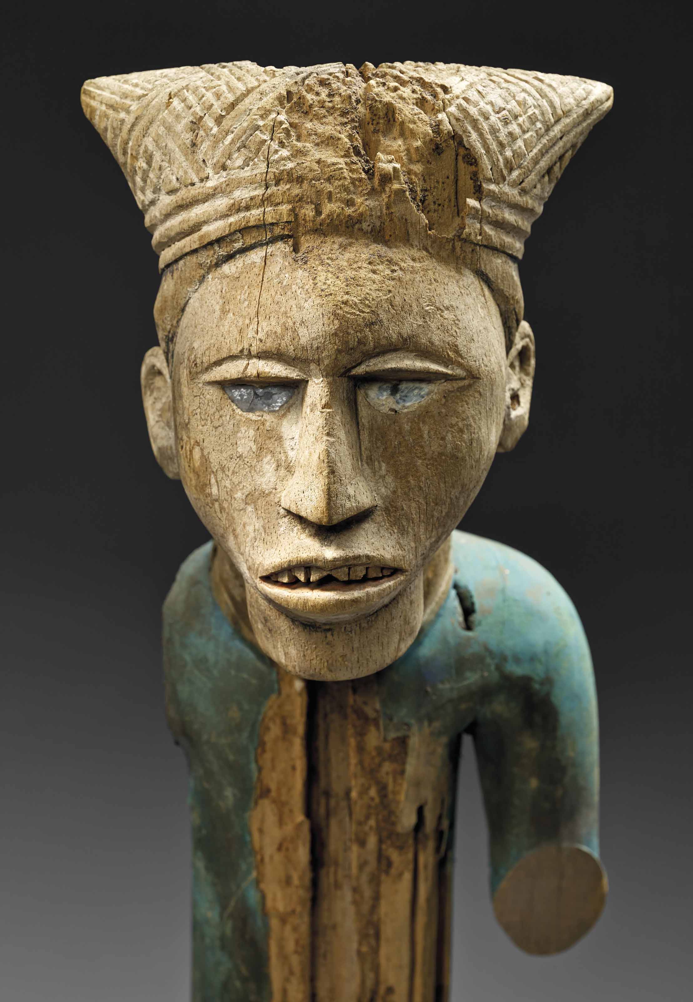 STATUE YOMBE A YOMBE FIGURE