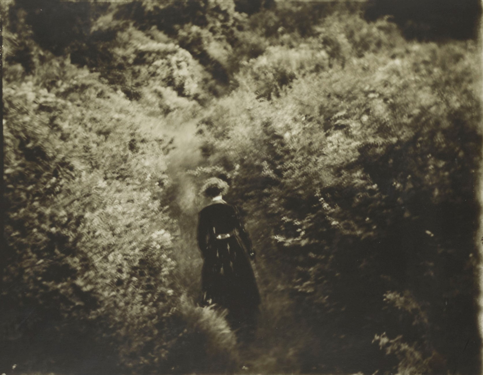 SARAH MOON (NÉE EN 1941), En Italie, 1993 | Christie's