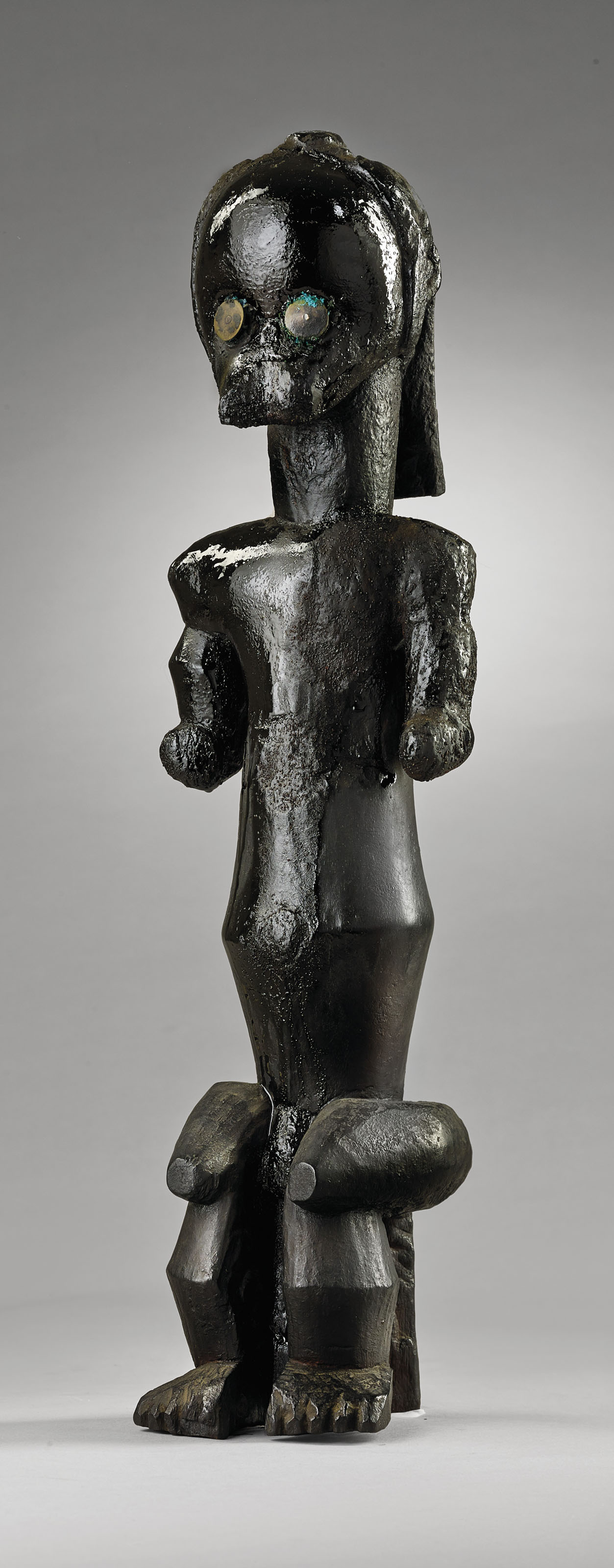 FIGURE DE RELIQUAIRE FANG, ÉYÉMA BYÉRI A FANG RELIQUARY FIGURE | GABON ...