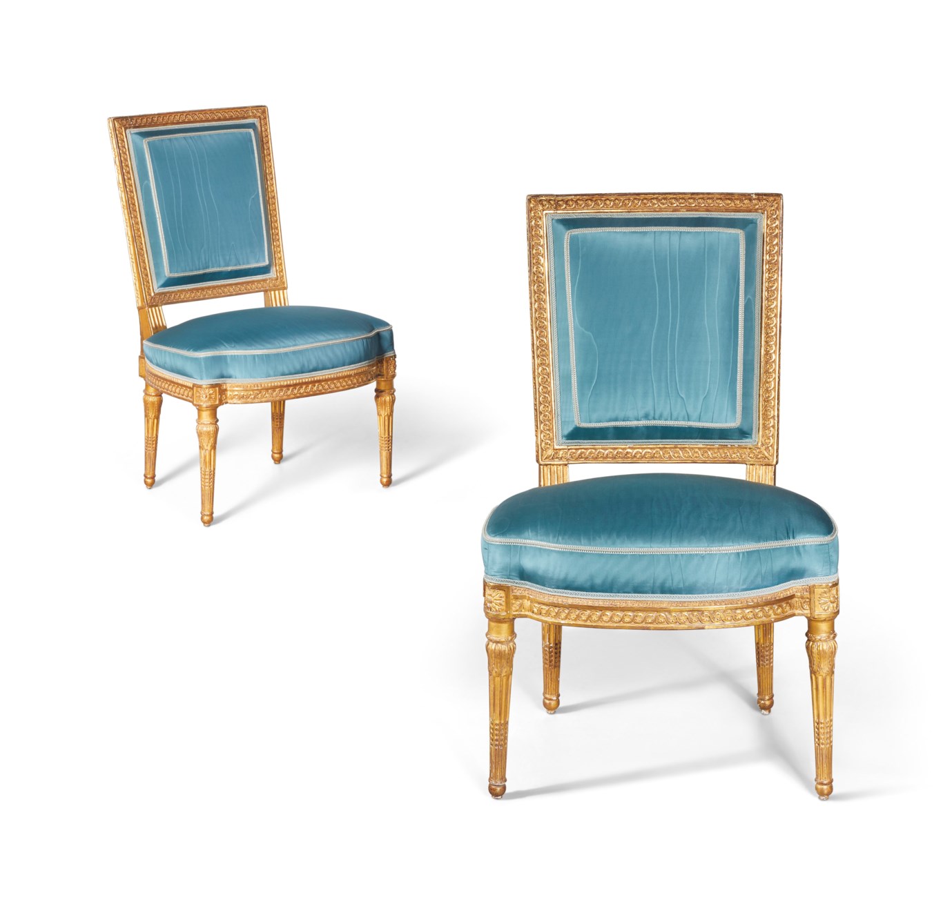 PAIRE DE CHAISES ROYALES D'EPOQUE LOUIS XVI