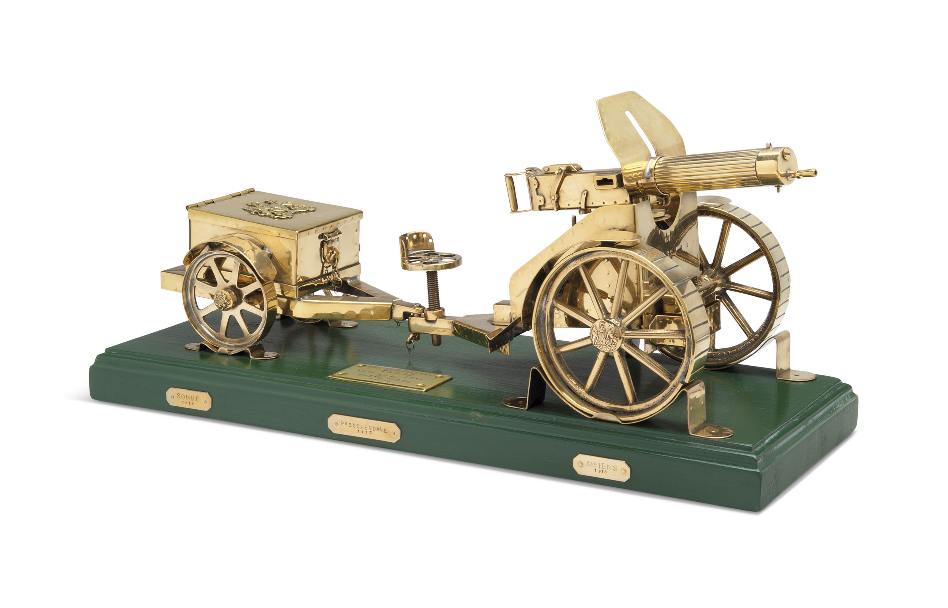 A BRASS MODEL OF A FIRST WORLD WAR VICKERS MACHINE GUN WITH CARRIAGE ...