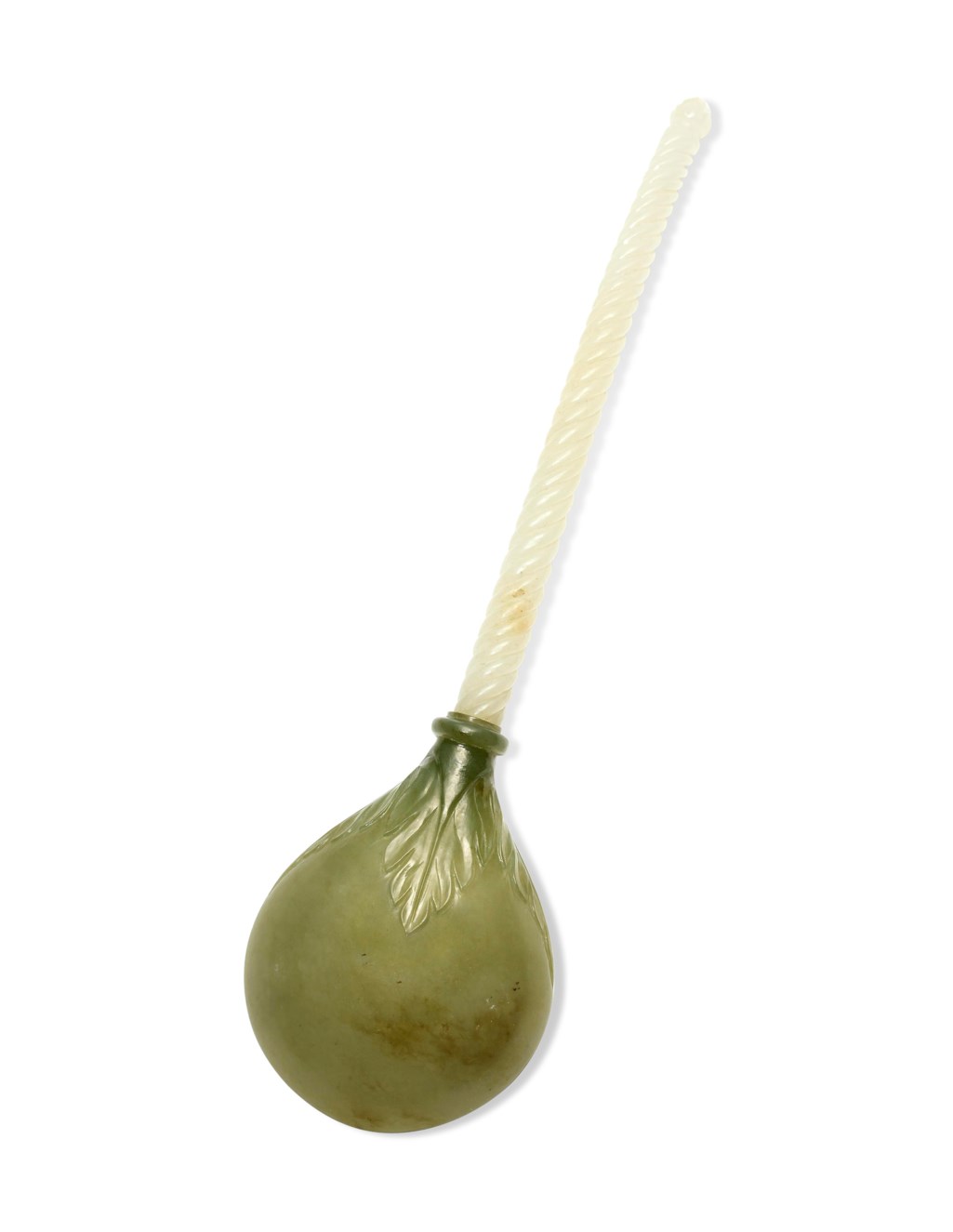 A MUGHAL WHITE AND GREEN JADE SPOON, 18TH-19TH CENTURY | Christie’s