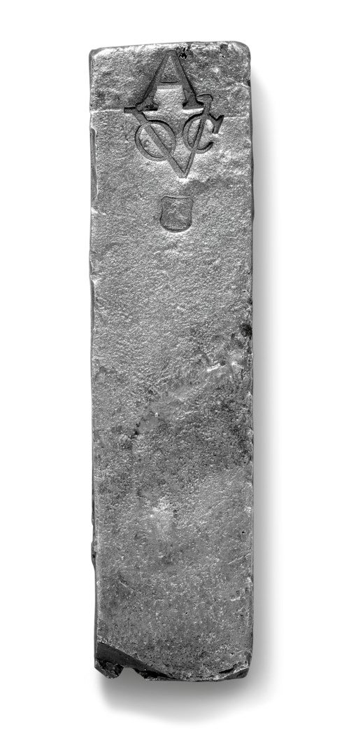 A DUTCH EAST INDIA COMPANY (V.O.C.) SILVER INGOT FROM THE ROOSWIJK CARGO, STAMPED WITH THE MARK ...