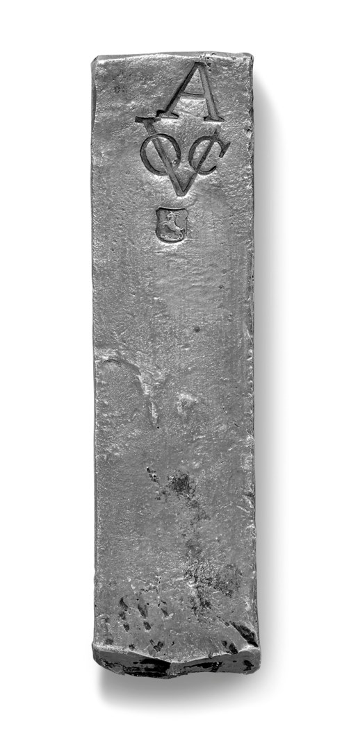 A DUTCH SILVER VOC (VEREENIGDE OOST-INDISCHE COMPAGNIE) INGOT FROM THE ROOSWIJK CARGO, STAMPED ...