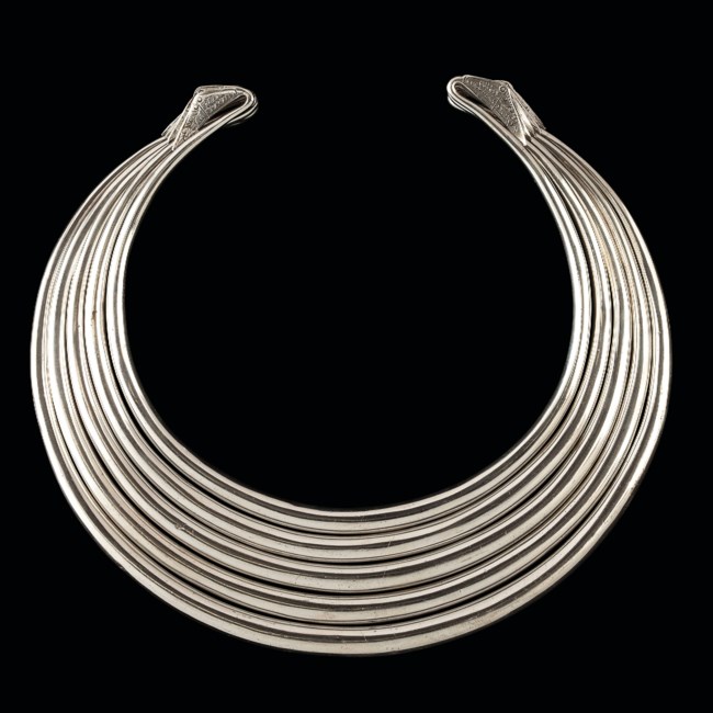 A SET OF CHINESE SILVER NECK RINGS, HMONG TRIBE, CIRCA 1900 | Christie's