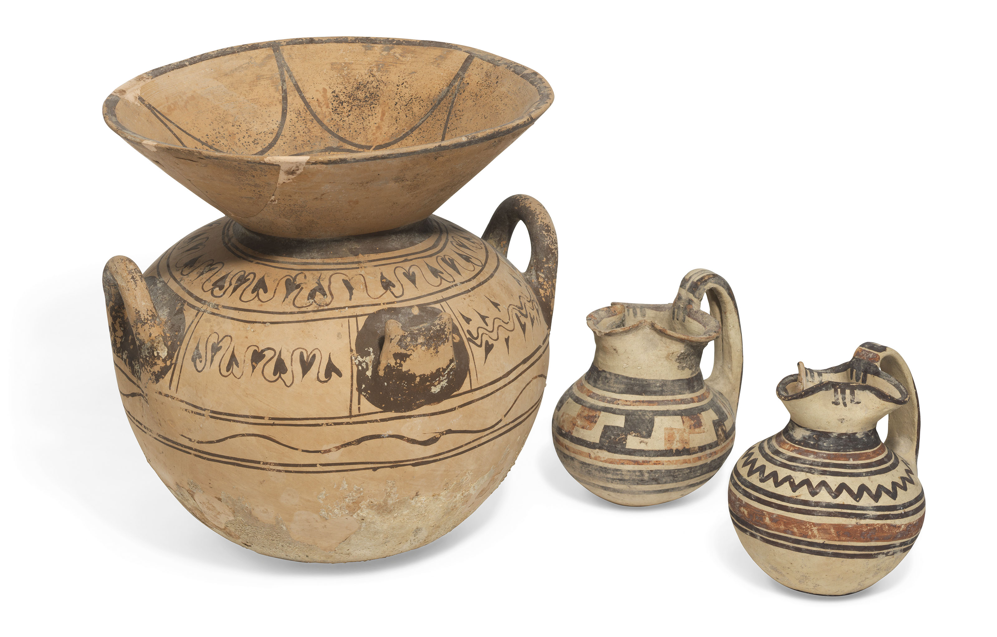 THREE DAUNIAN POTTERY VESSELS