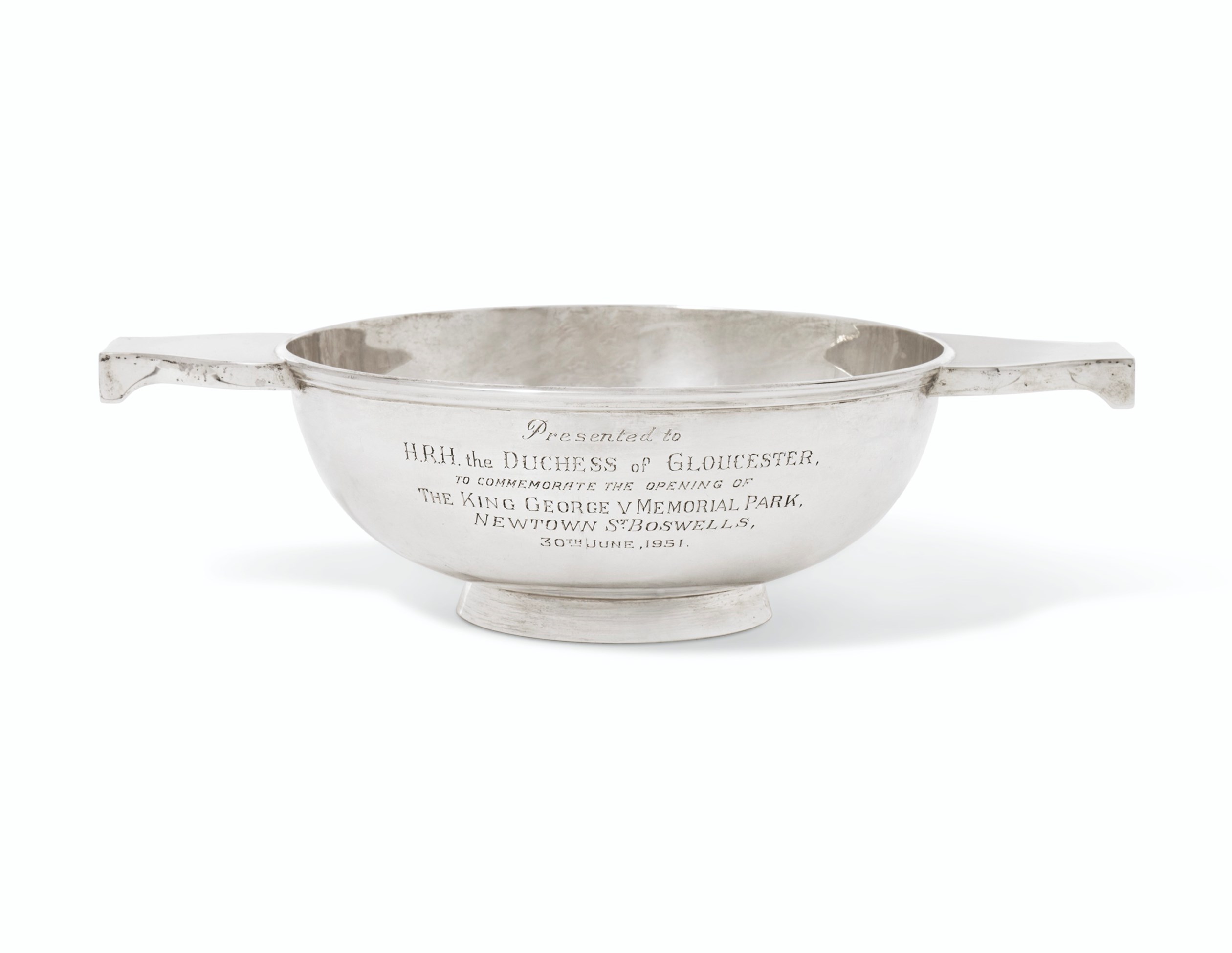 A SCOTTISH SILVER QUAICH, MARK OF HAMILTON & INCHES, EDINBURGH, 1949 ...