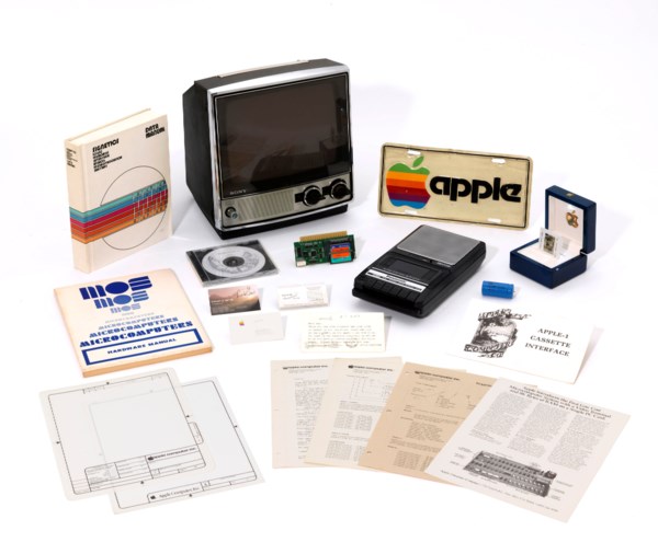 The first Apple computer, Steven Jobs & Stephen Wozniak. 1976 | Christie’s