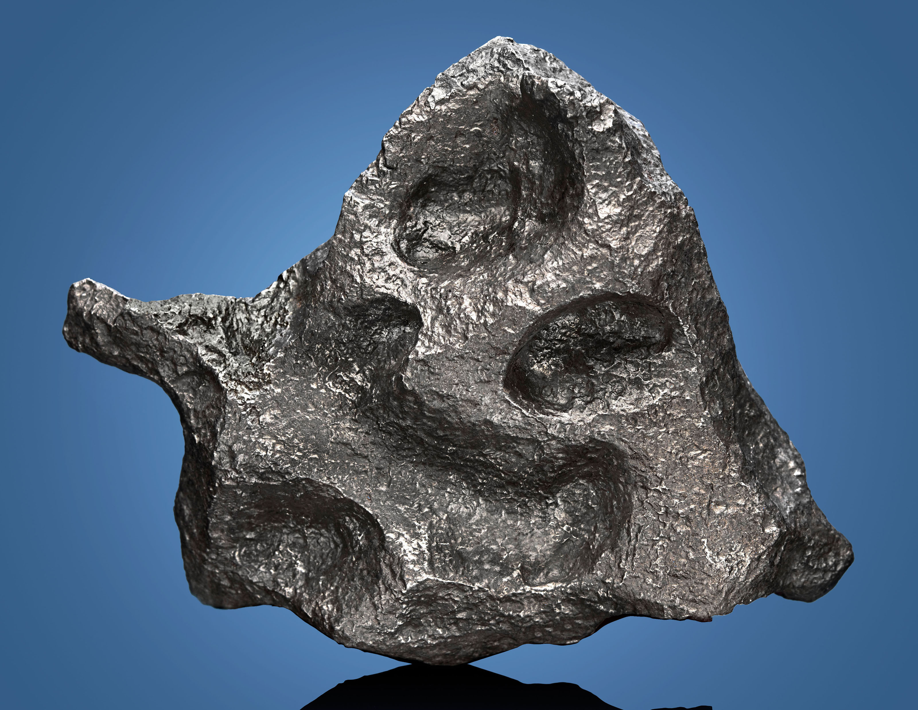 TEA KETTLE-SHAPED CAMPO DEL CIELO METEORITE, Iron, coarse octahedrite ...