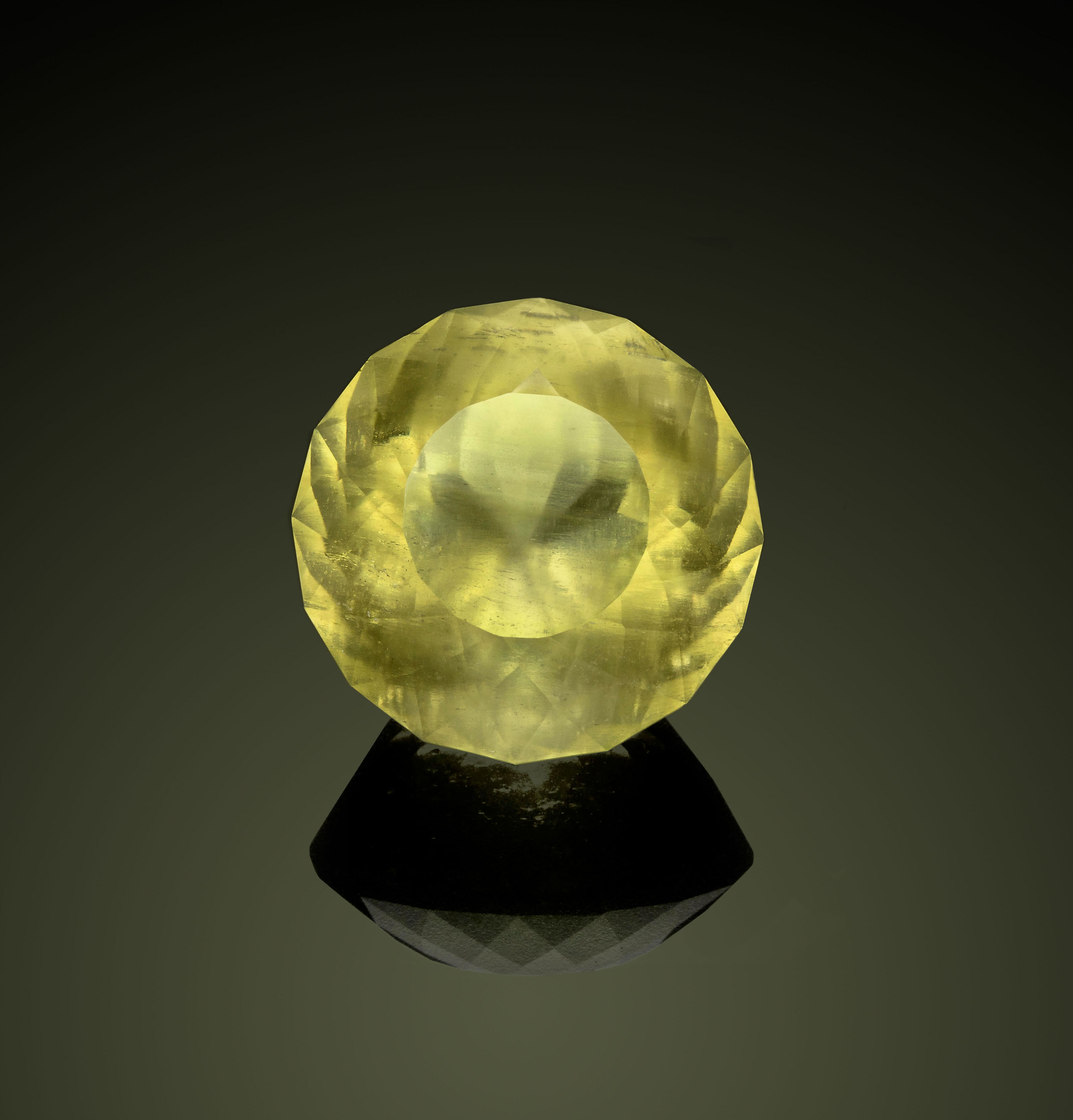 FACETED LIBYAN DESERT GLASS — 60 CARATS, Impact GlassThe Sahara Desert ...