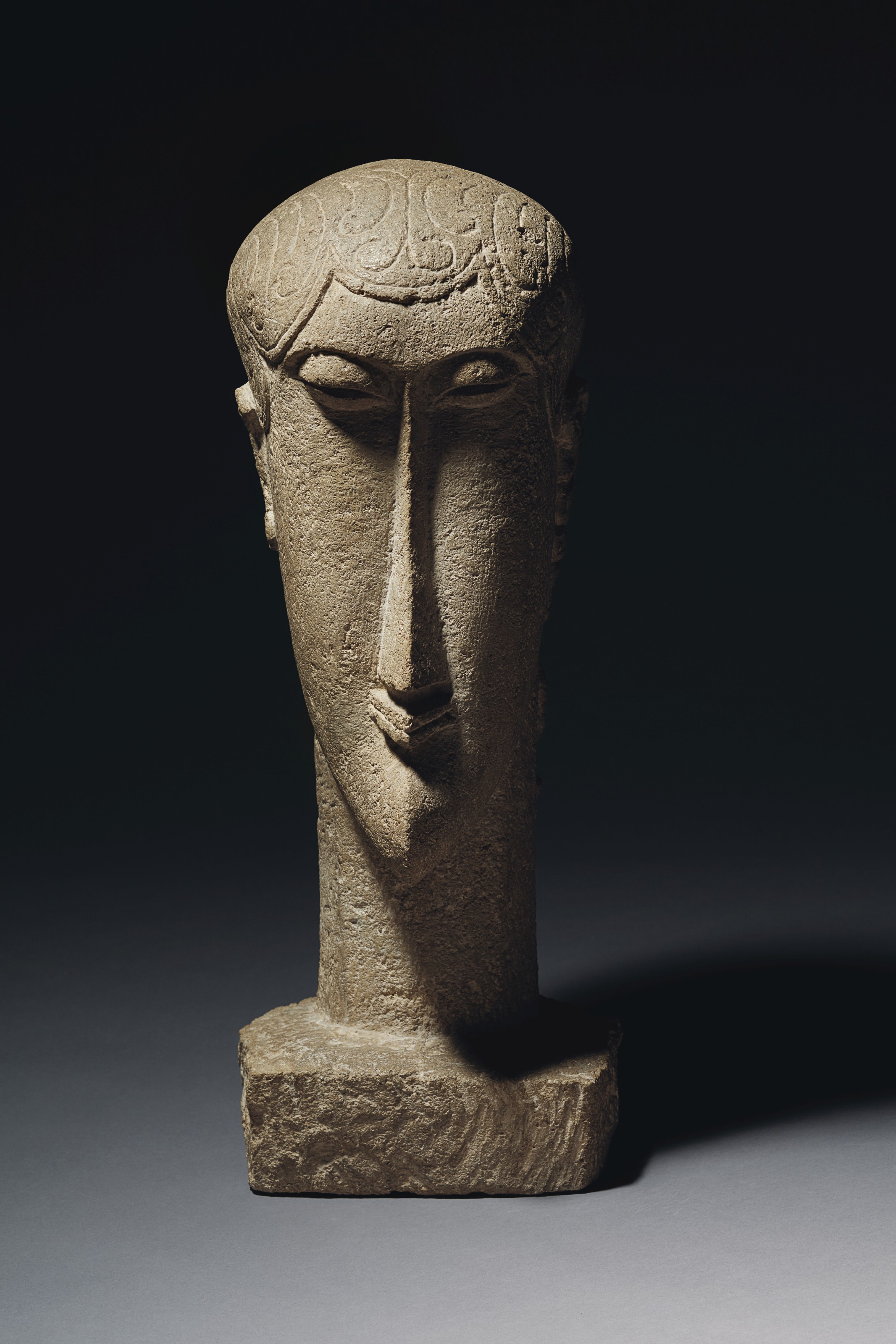 Amedeo Modigliani (1884-1920) , Tête | Christie's