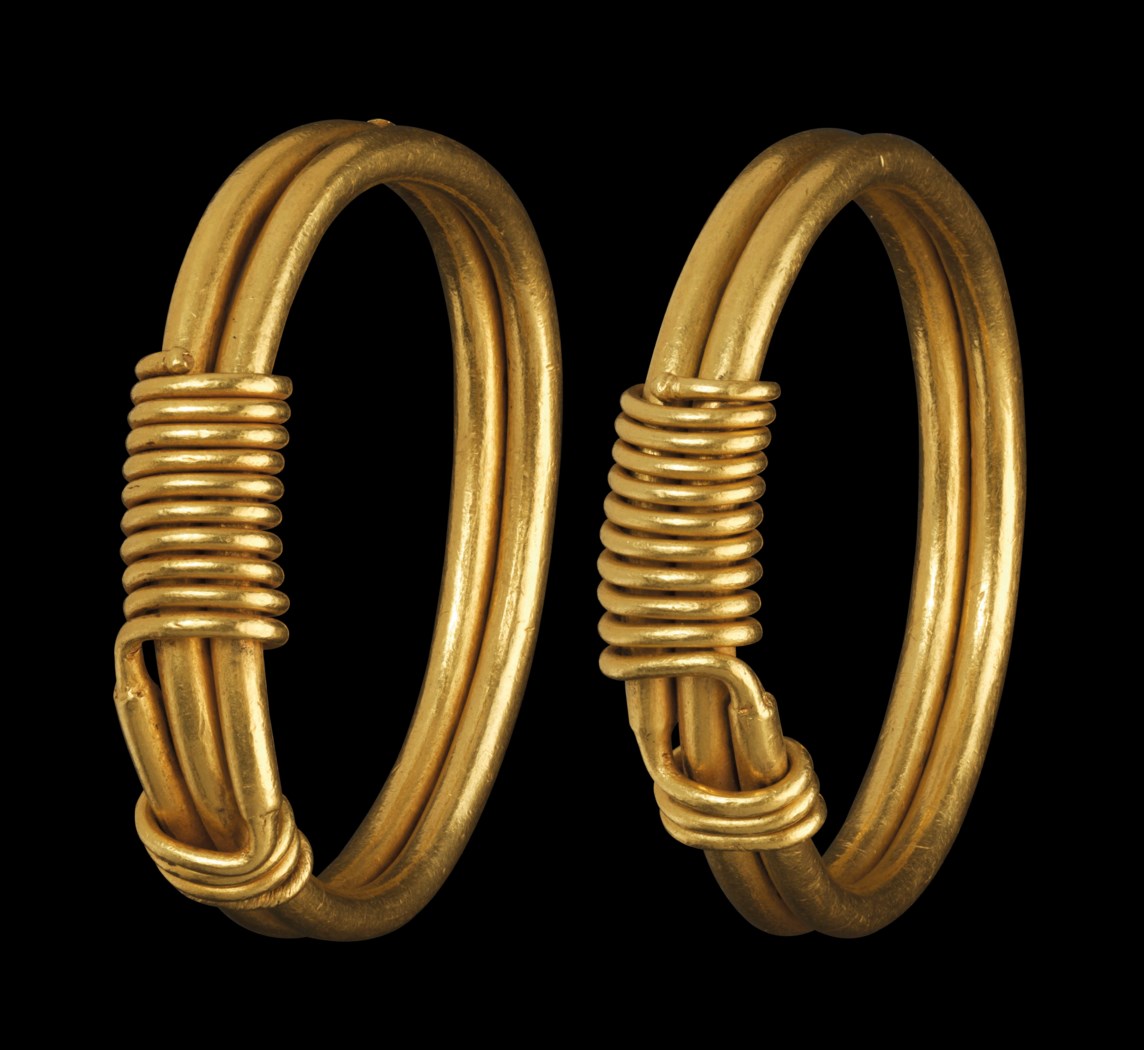 A PAIR OF ROMAN GOLD BRACELETS, CIRCA 3RD CENTURY A.D. | Christie's