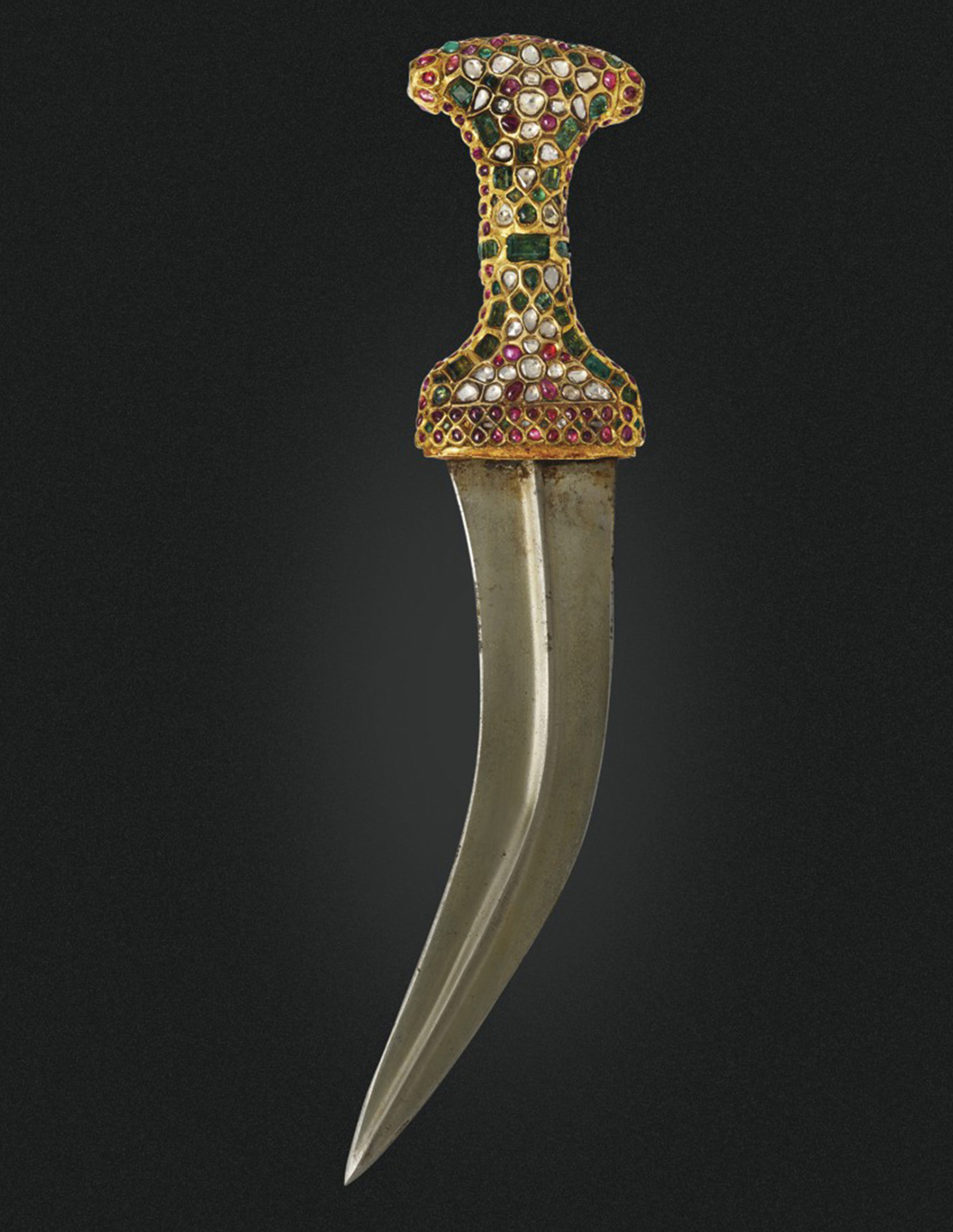 A GEM SET GOLD-MOUNTED DAGGER (JAMBIYYA) AND SCABBARD