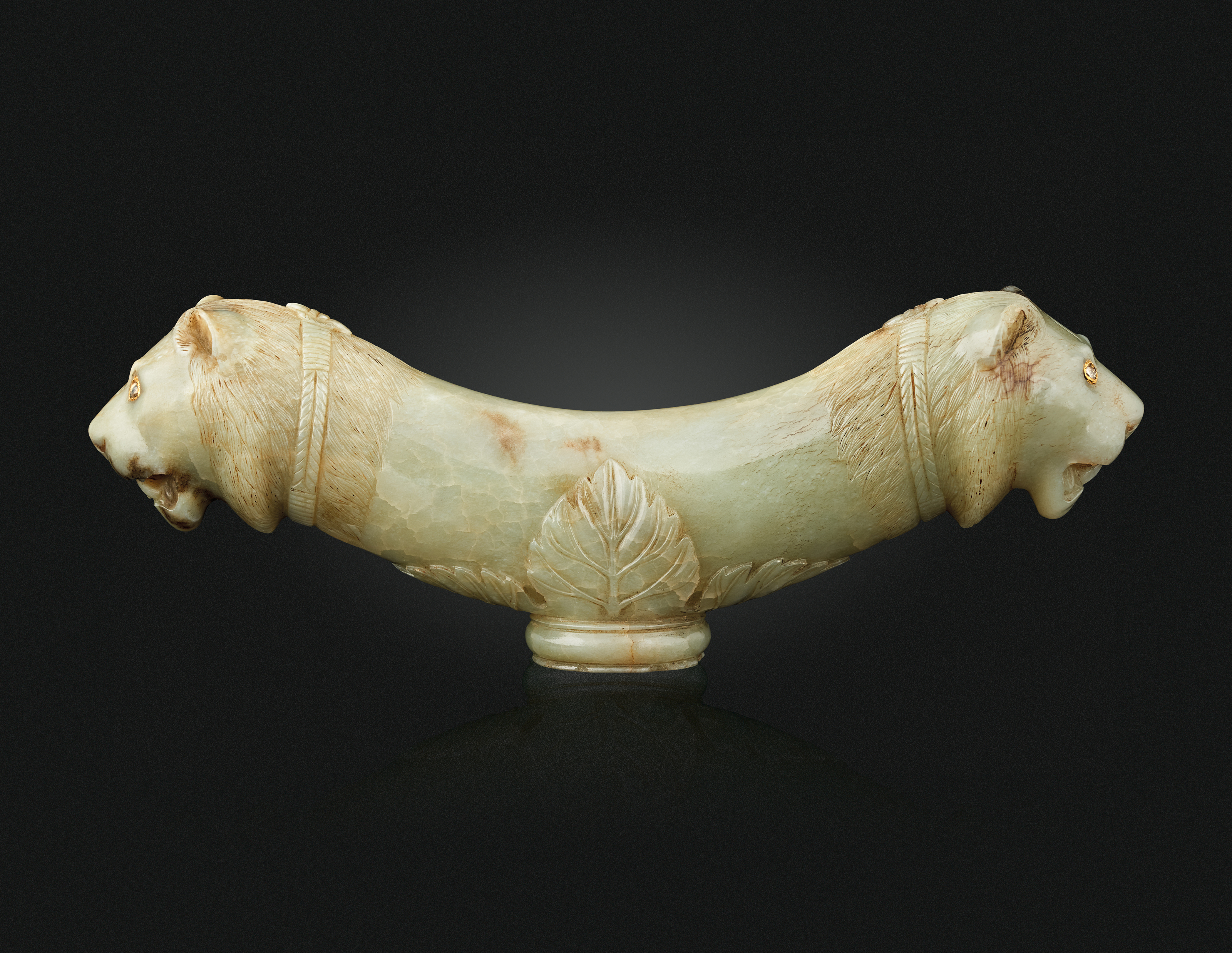 A GOLD-INLAID AND GEM SET JADE FLYWHISK, NORTH INDIA, 1675-1725 ...