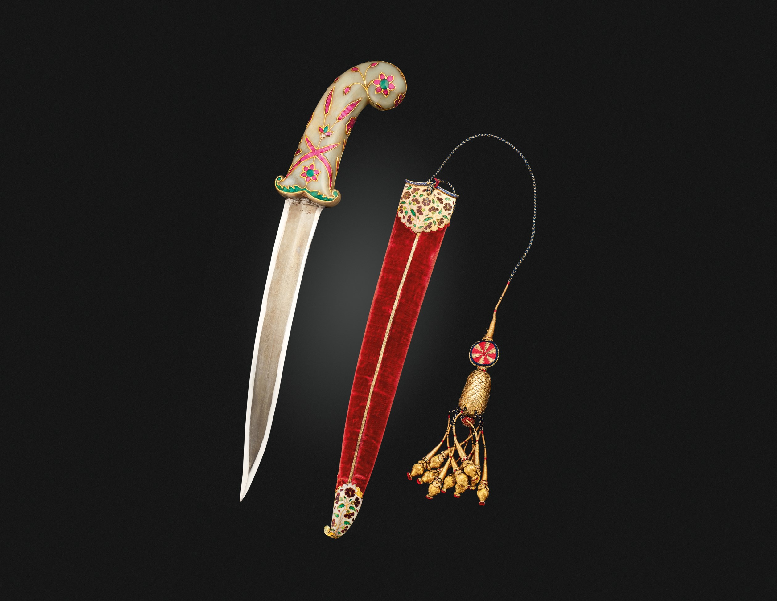 A GEM SET JADE-HILTED DAGGER WITH SCABBARD, INDIA, CIRCA 1700 | Christie's