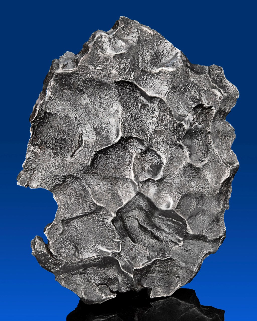 AN ORIENTED SIKHOTE ALIN METEORITE, Iron, coarse octahedrite – IIAB ...
