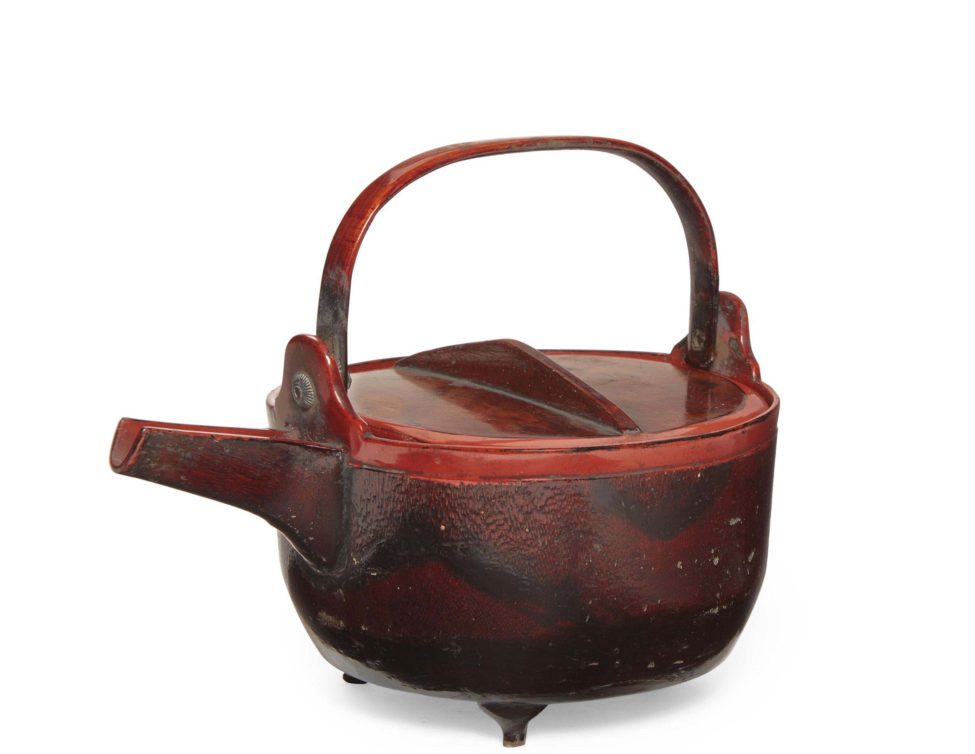 A NEGORO LACQUER SAKE EWER AND COVER, EDO PERIOD (17TH CENTURY ...